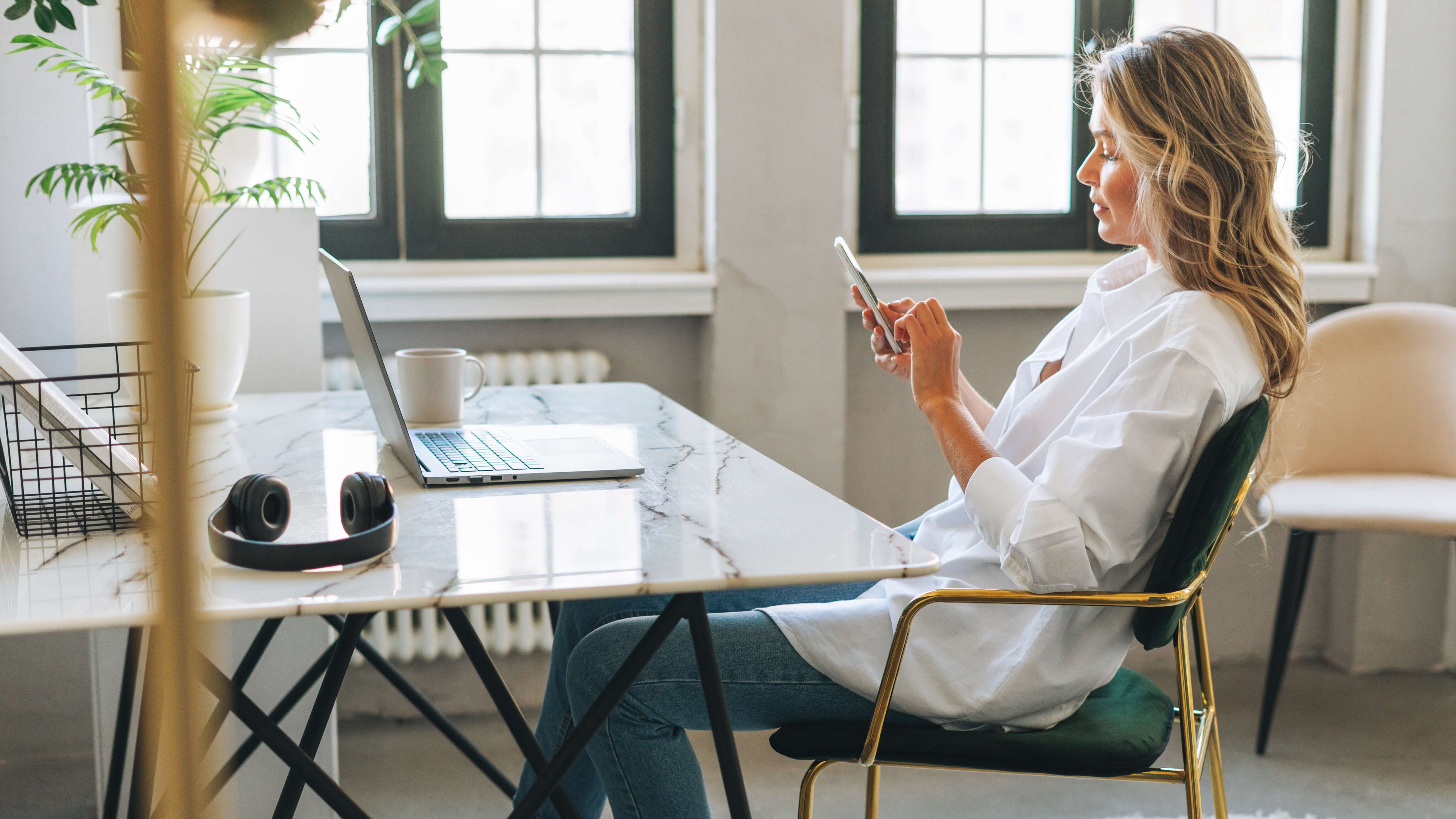 7 Things You Can Do To Build A Clientele | Evie Magazine