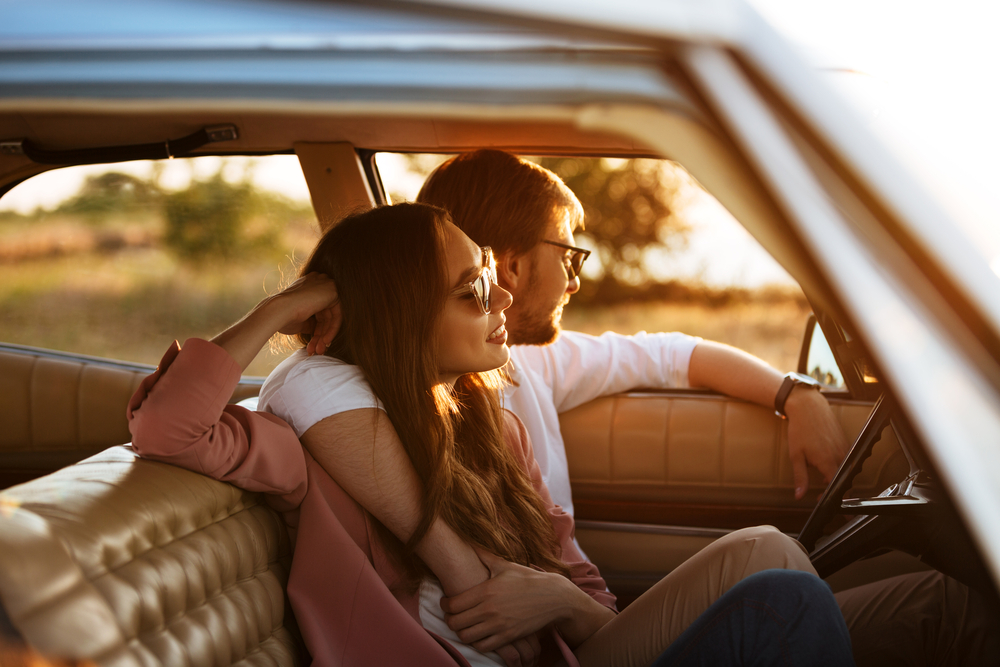 3 Old School Dating Tips That Need To Make A Comeback | Evie Magazine
