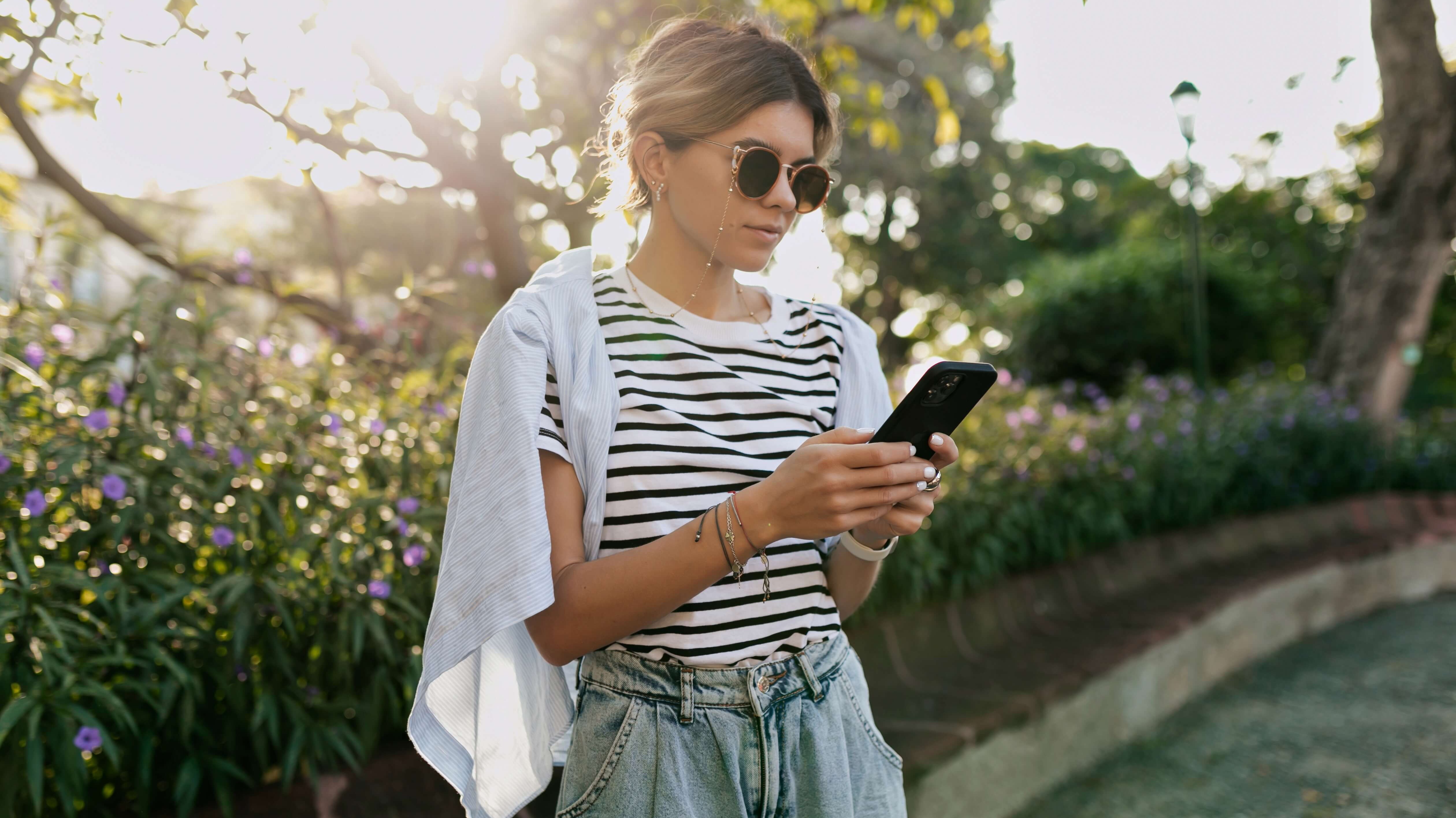 What To Wear To Meet His Friends For The First Time | Evie Magazine