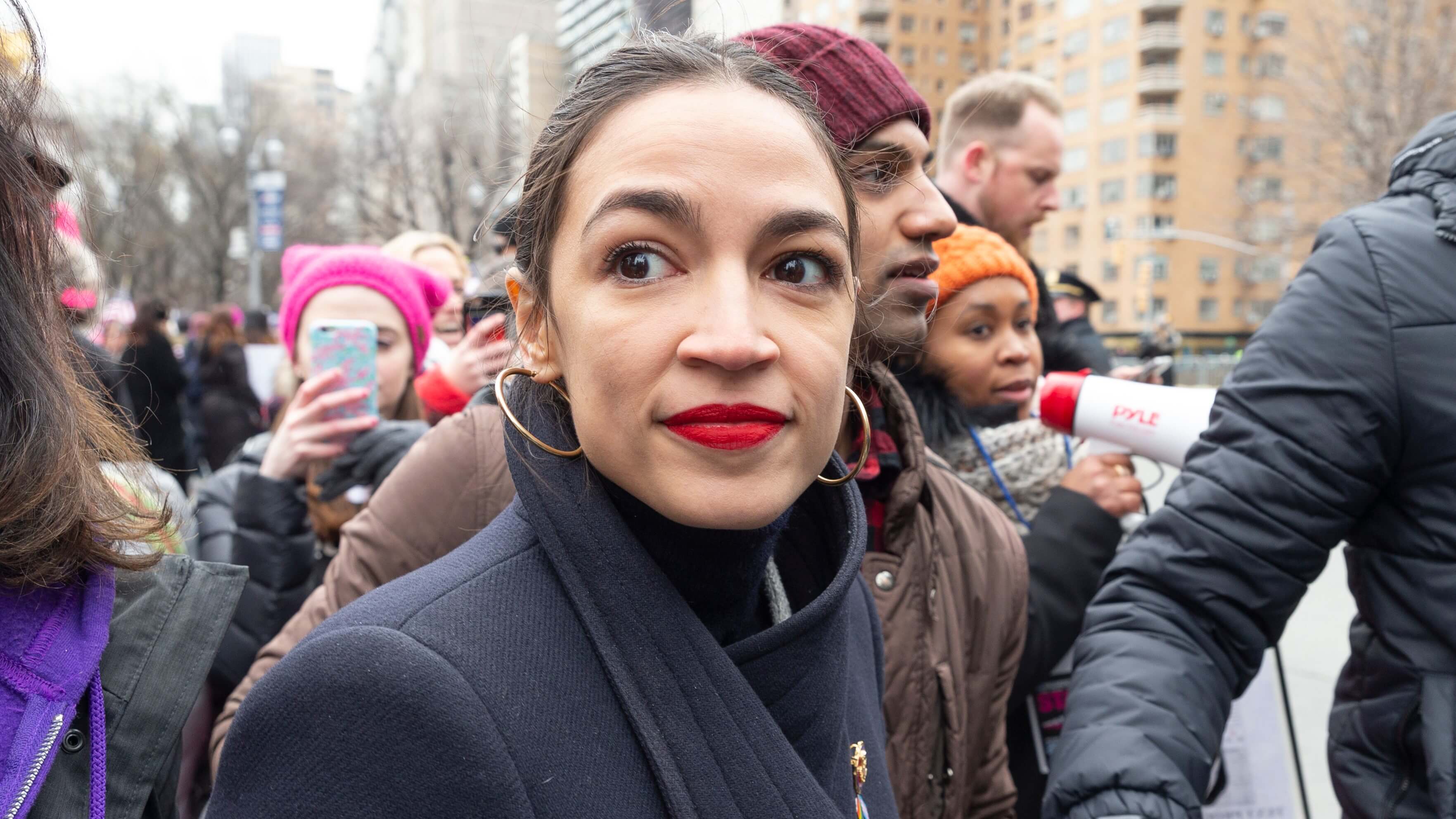 The ‘Anti-Establishment’ Types Are Now The Establishment | Evie Magazine