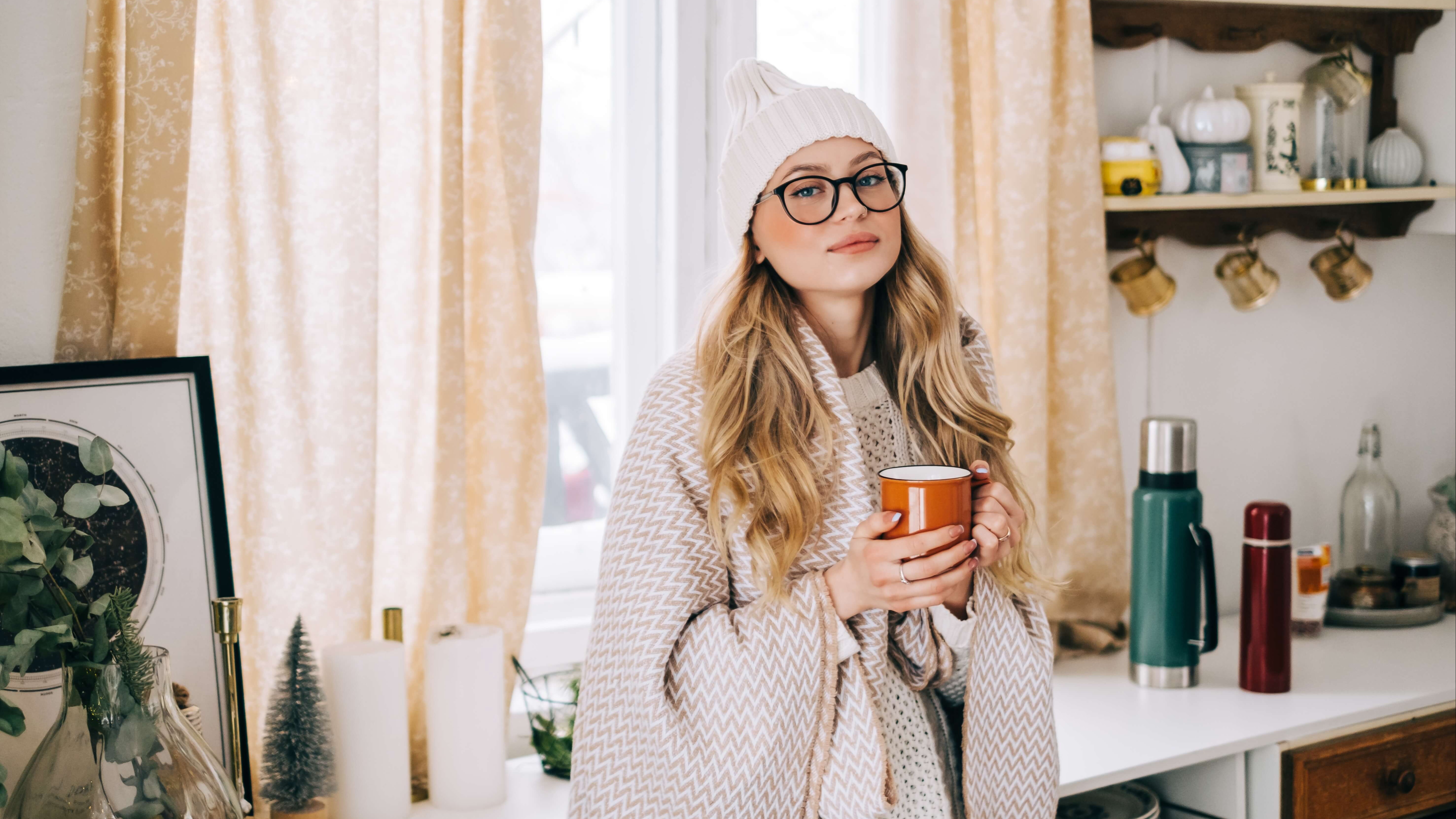 5 Tips For Asking (And Getting) Time Off For The Holidays | Evie Magazine