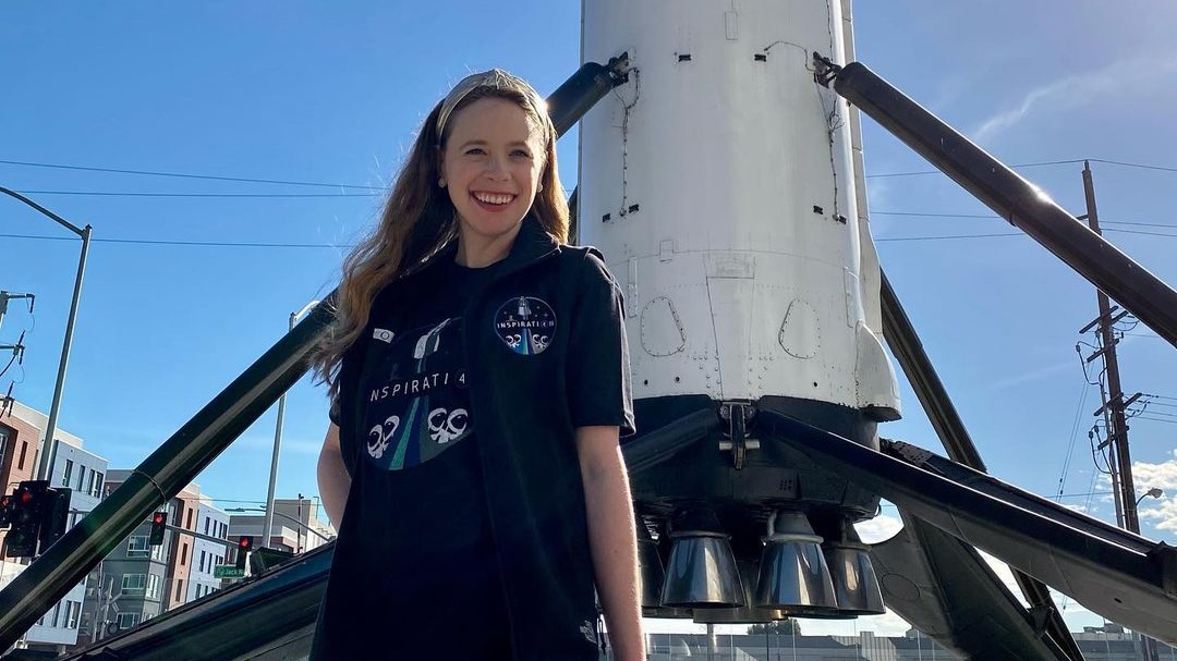 Cancer Survivor Hayley Arceneaux Will Be The Youngest American In Space ...