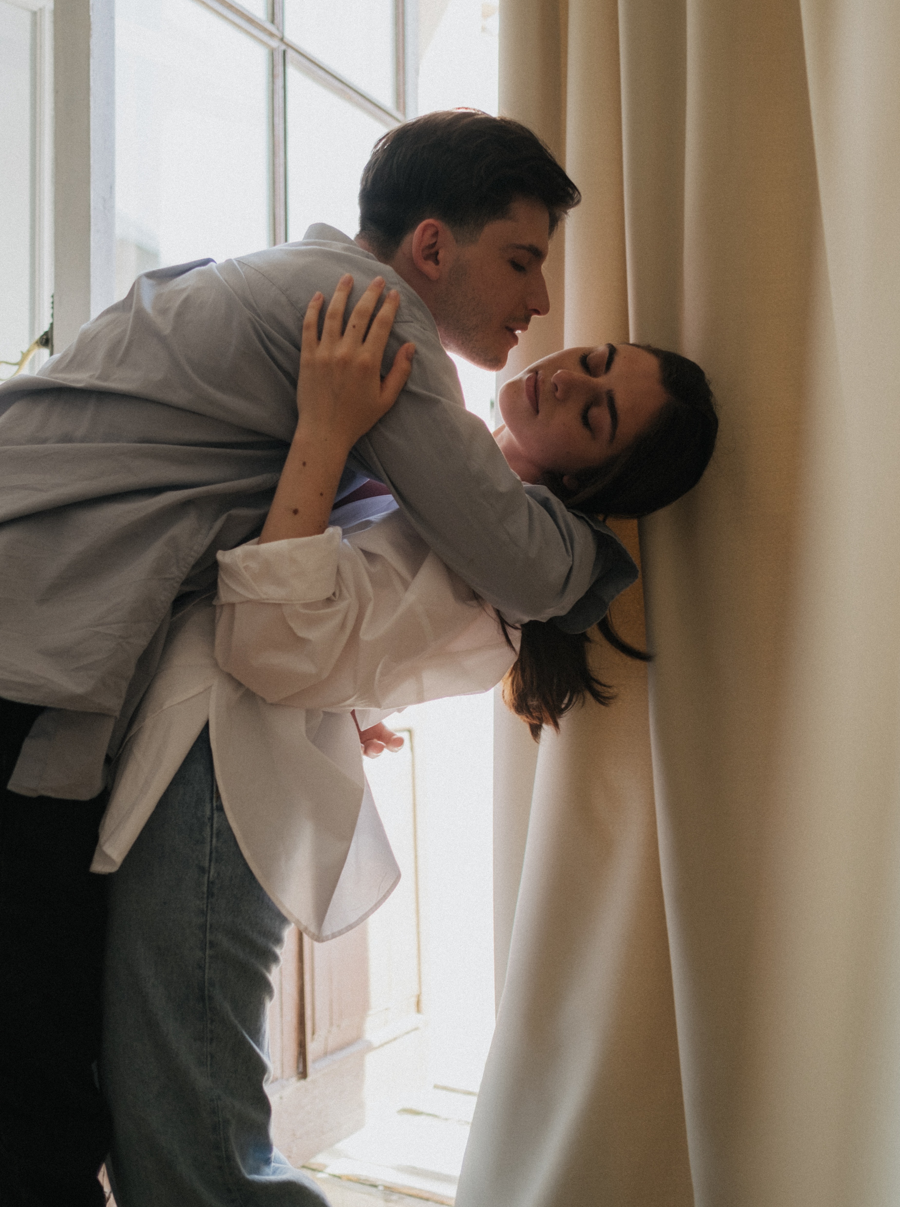 If You Don’t Like The Way Your Boyfriend Naturally Smells, You Should ...