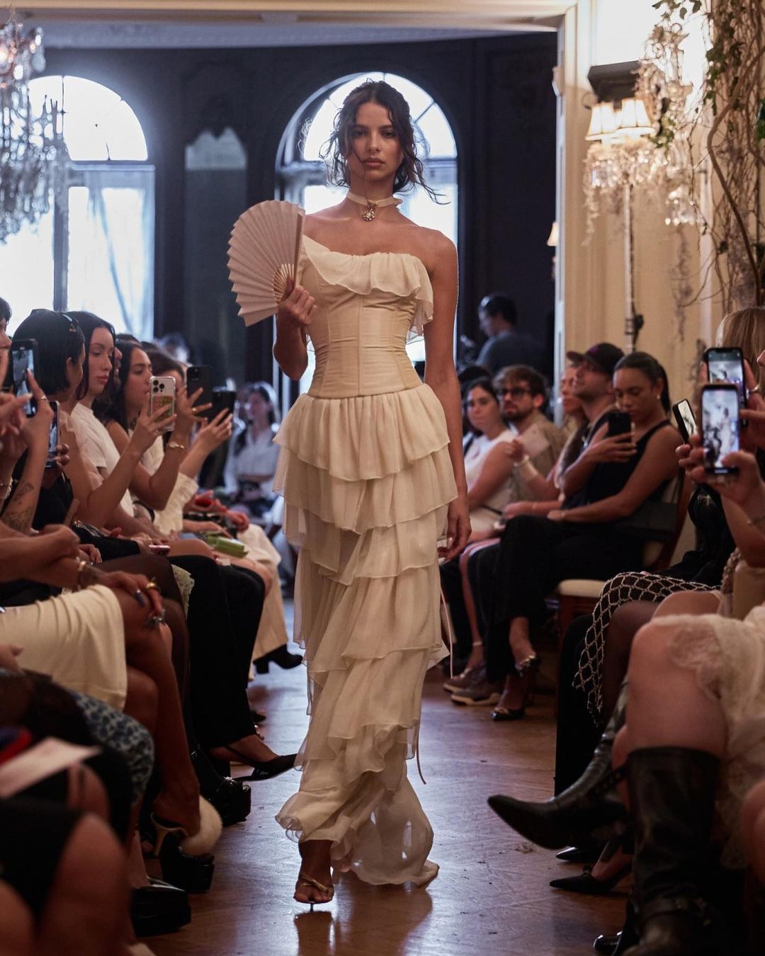 The 12 Best Runway Looks From New York Fashion Week Spring 2024 | Evie ...