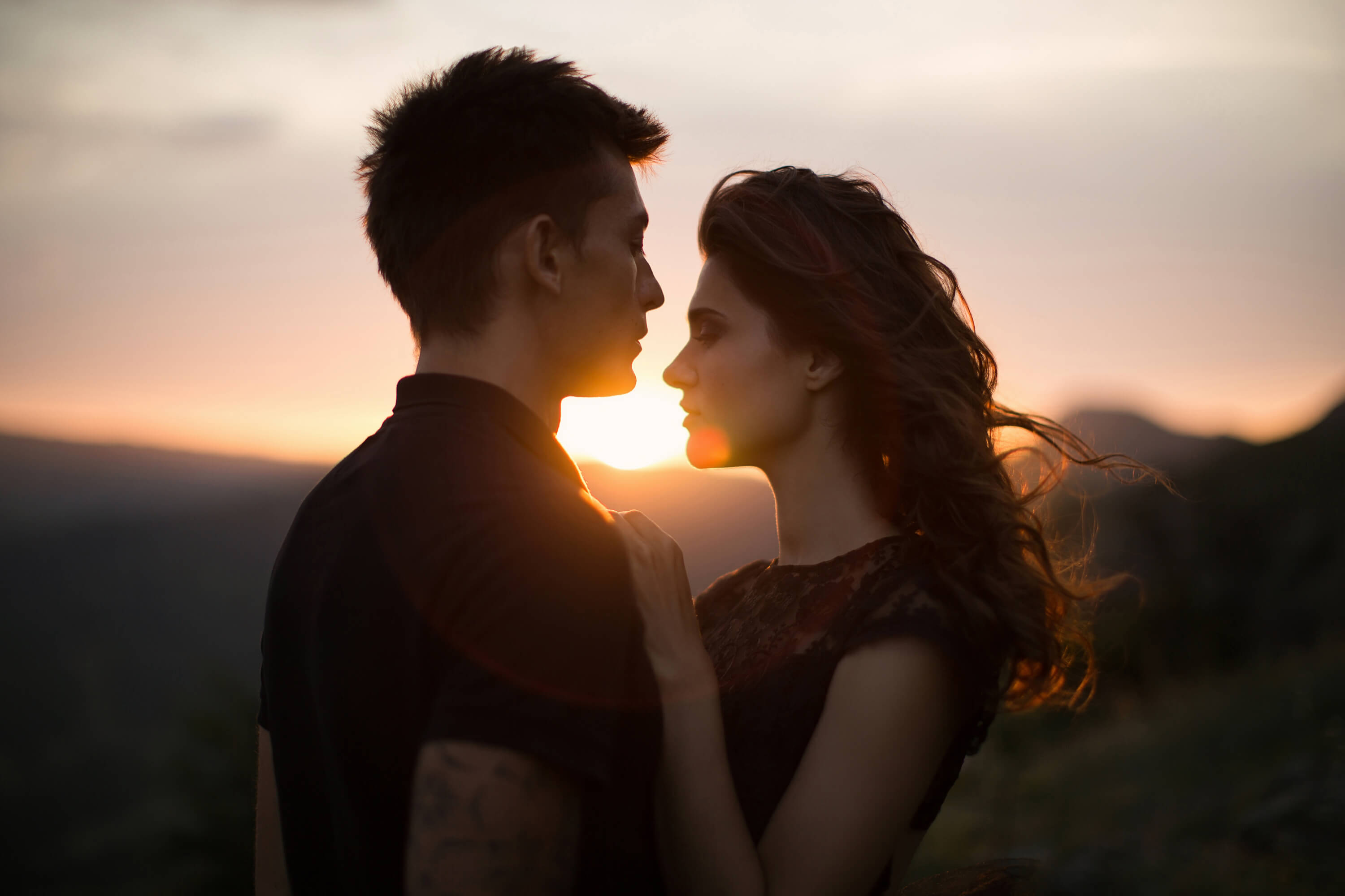 Are You Attracting Love Or Dysfunctional Relationships? | Evie Magazine