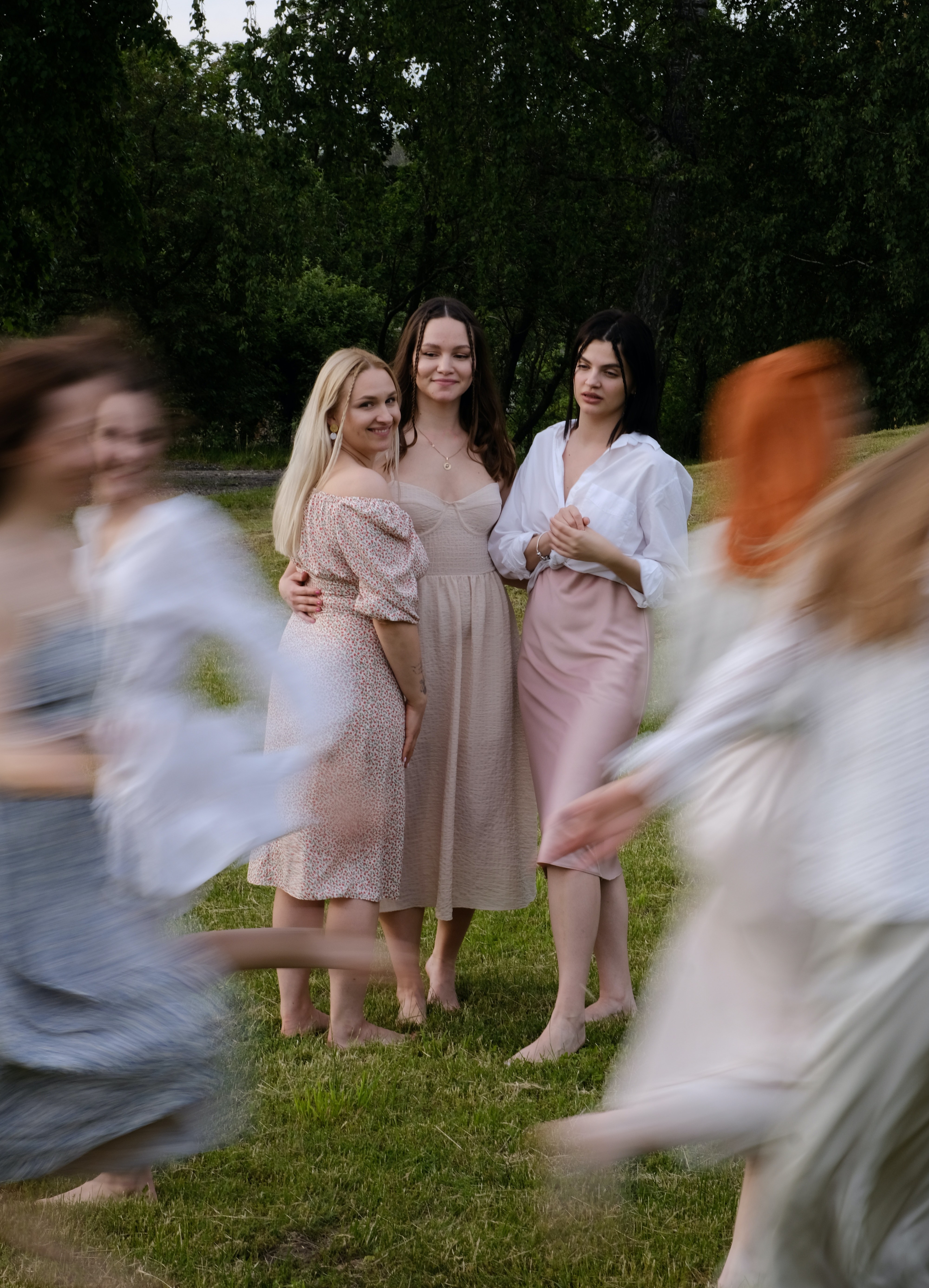 Why Women Need, But Struggle To Find, Female Friendship | Evie Magazine