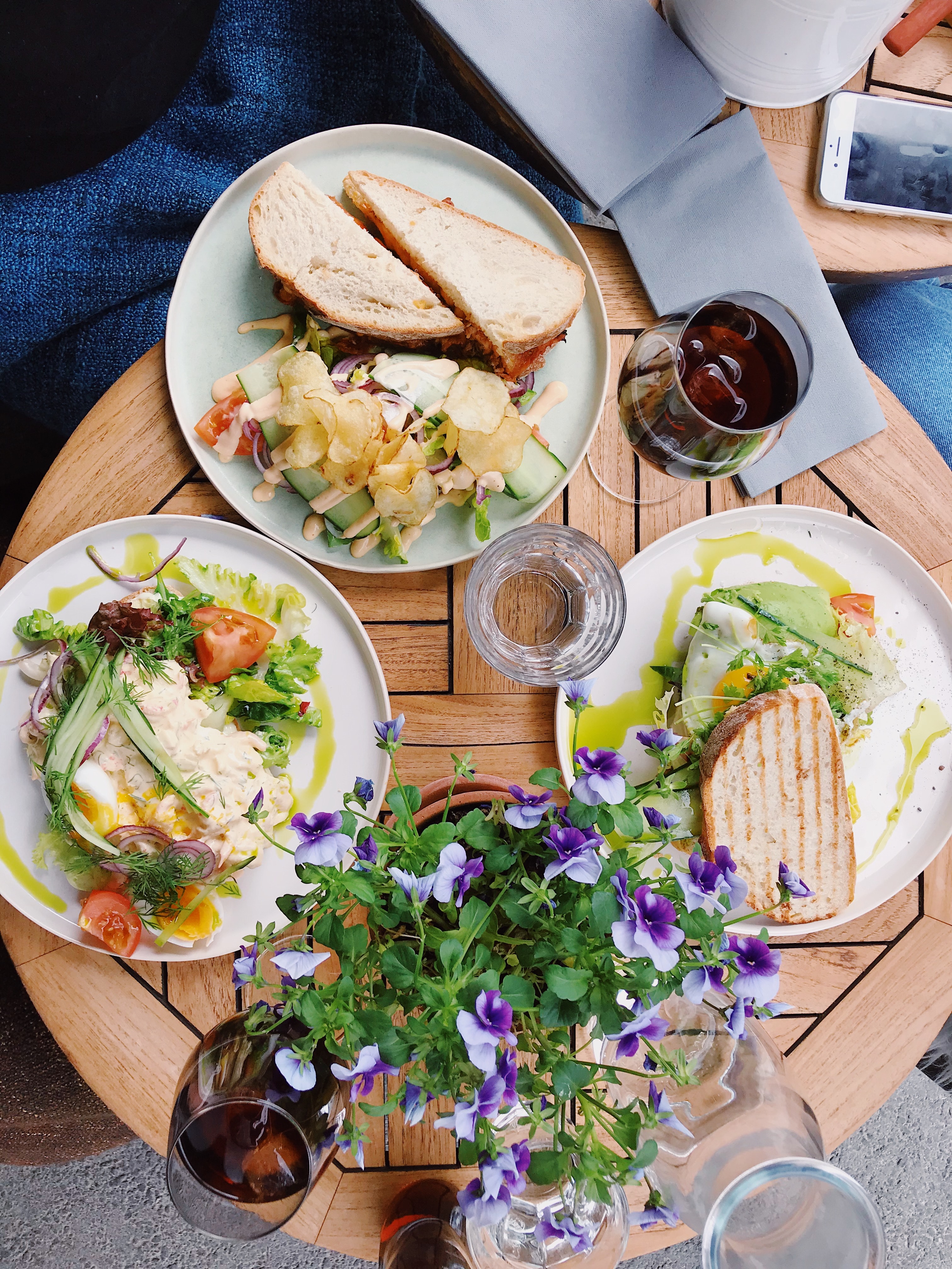 16 Easy And Healthy Lunch Recipes To Support Your Hormones | Evie Magazine