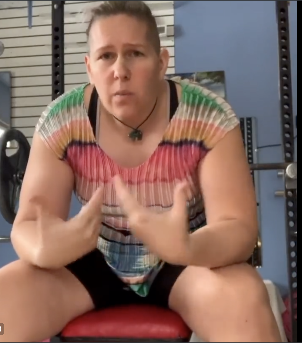 Trans Identified Male Mocks Female Powerlifters For Being So Bad