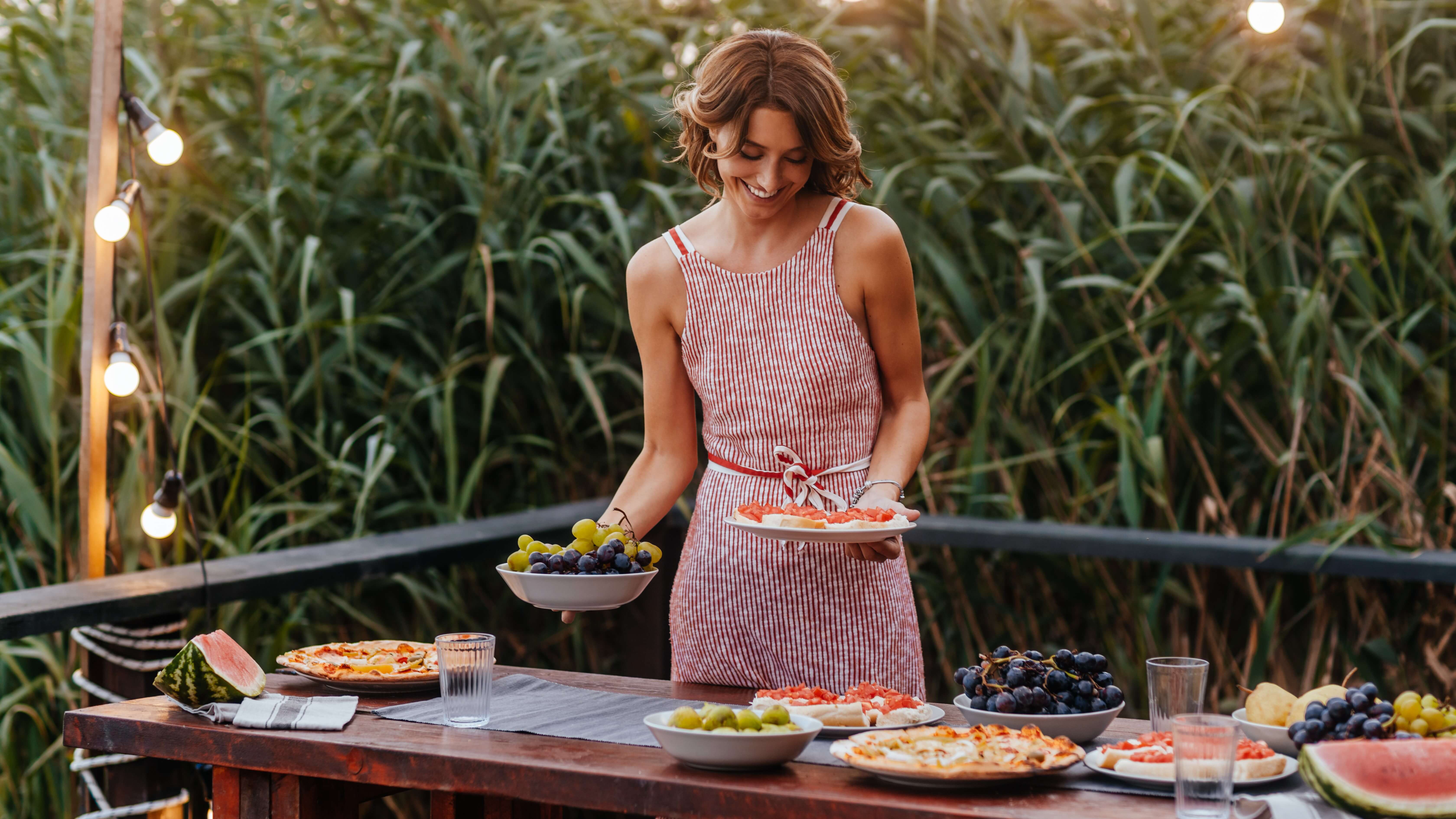 4 Hosting Tips We Can All Learn From Classic Southern Hospitality ...