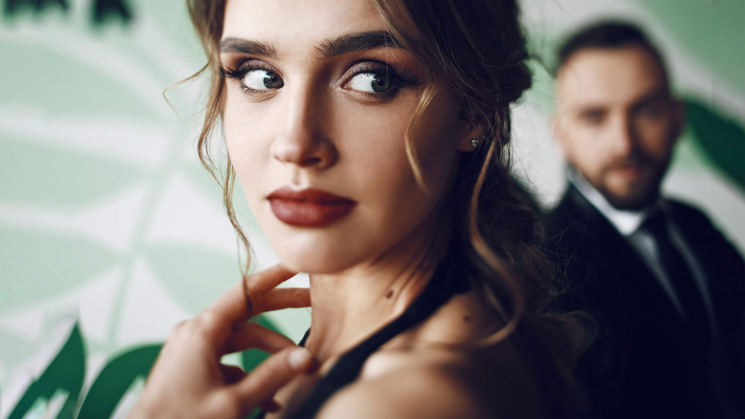 How To Unlearn The Female Power Role | Evie Magazine