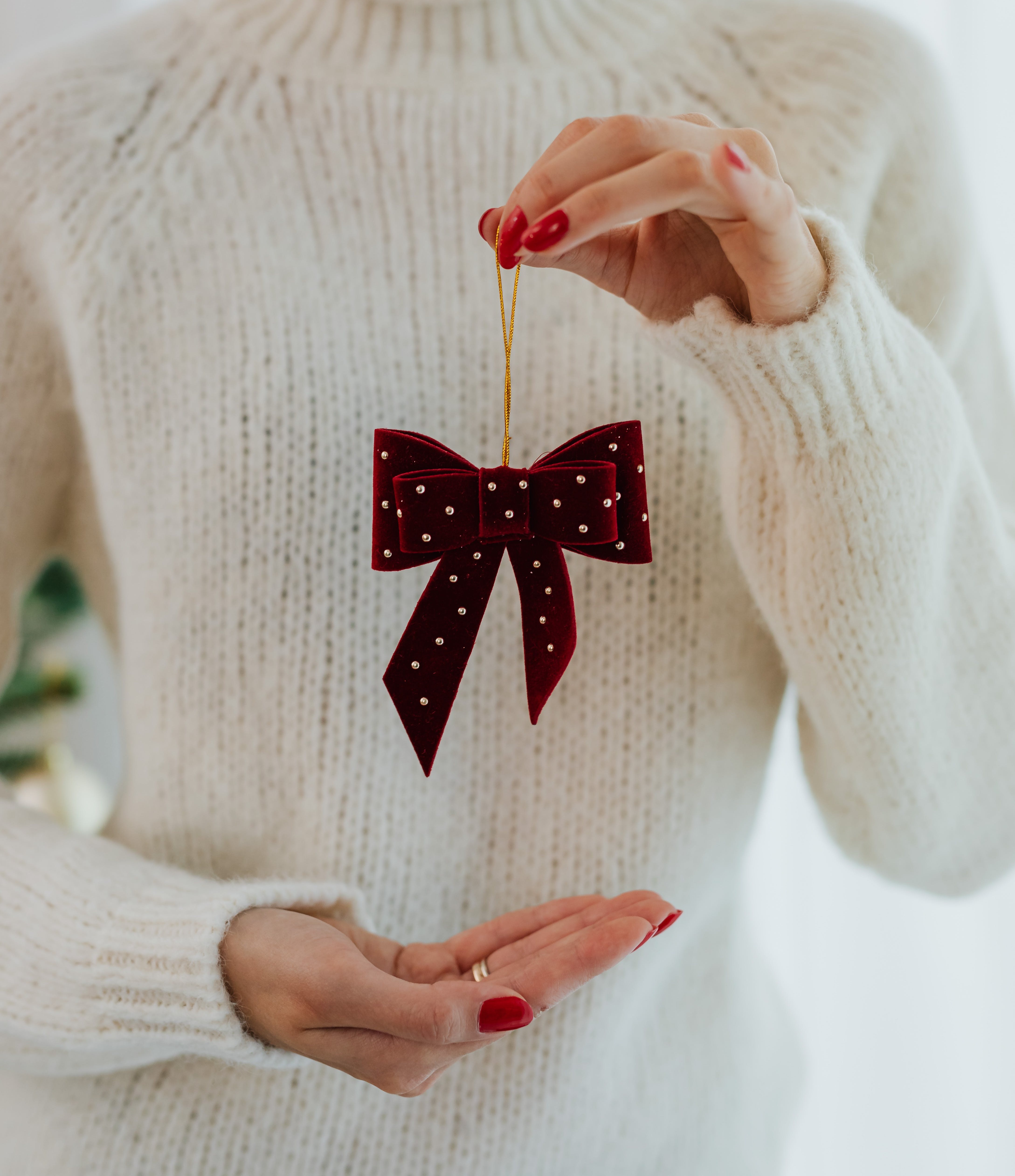 55 Stocking Stuffers More Exciting Than Chapstick | Evie Magazine