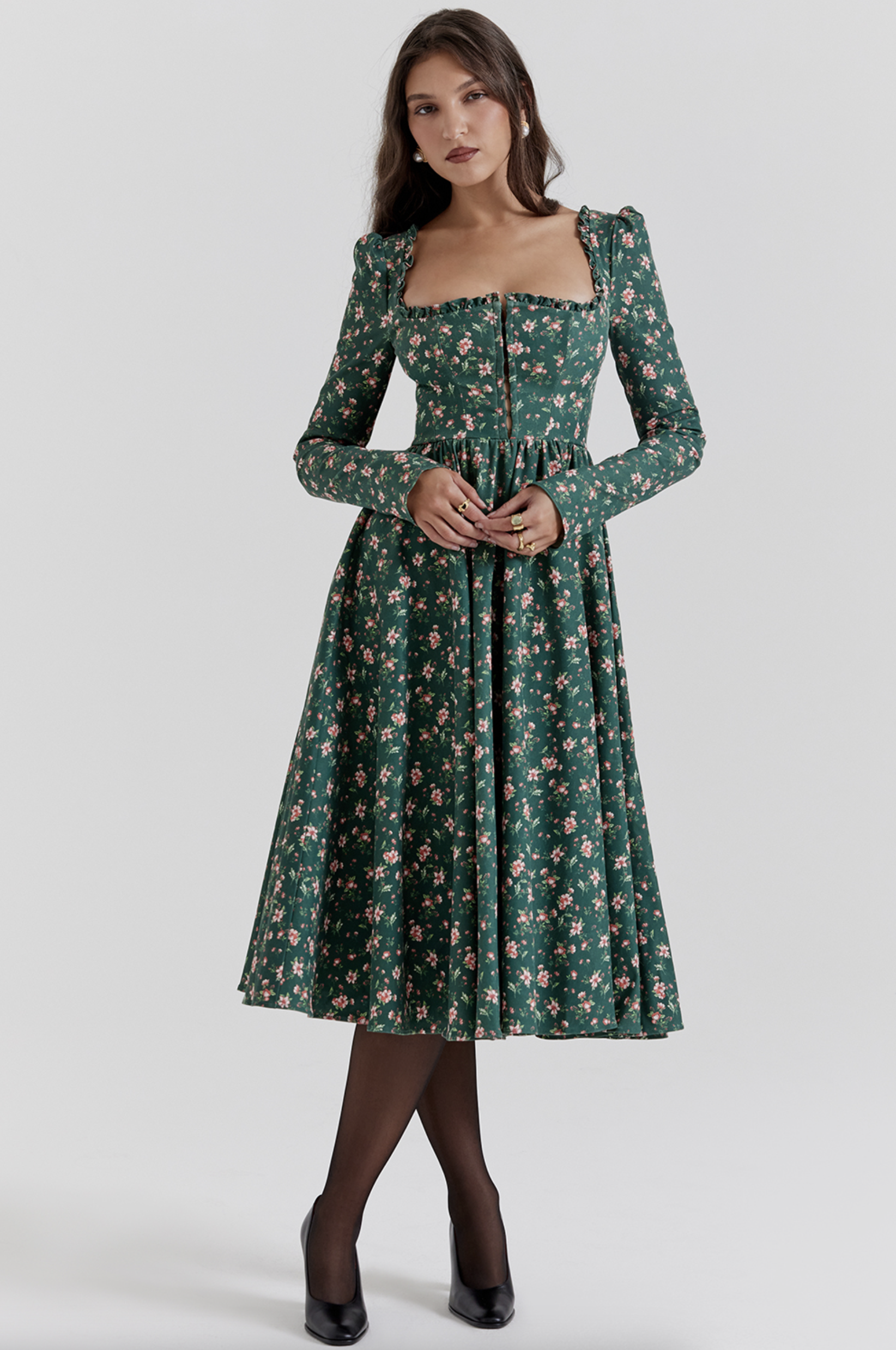 25 Feminine And Festive Dresses Perfect For Christmas | Evie Magazine