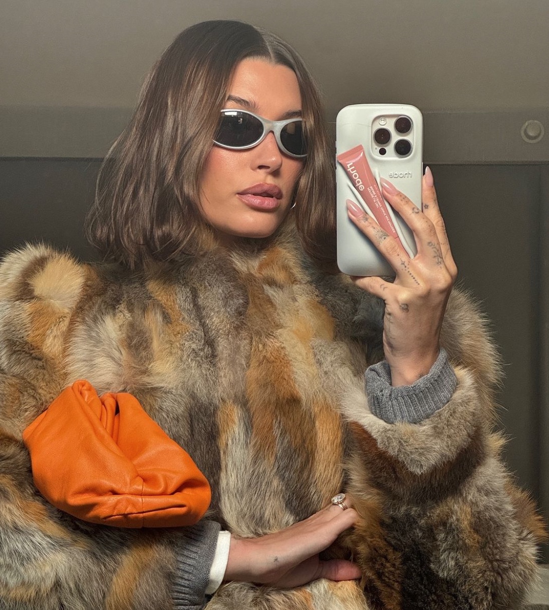 Hailey Bieber's New Phone Case Is A Brilliant Marketing Move | Evie ...