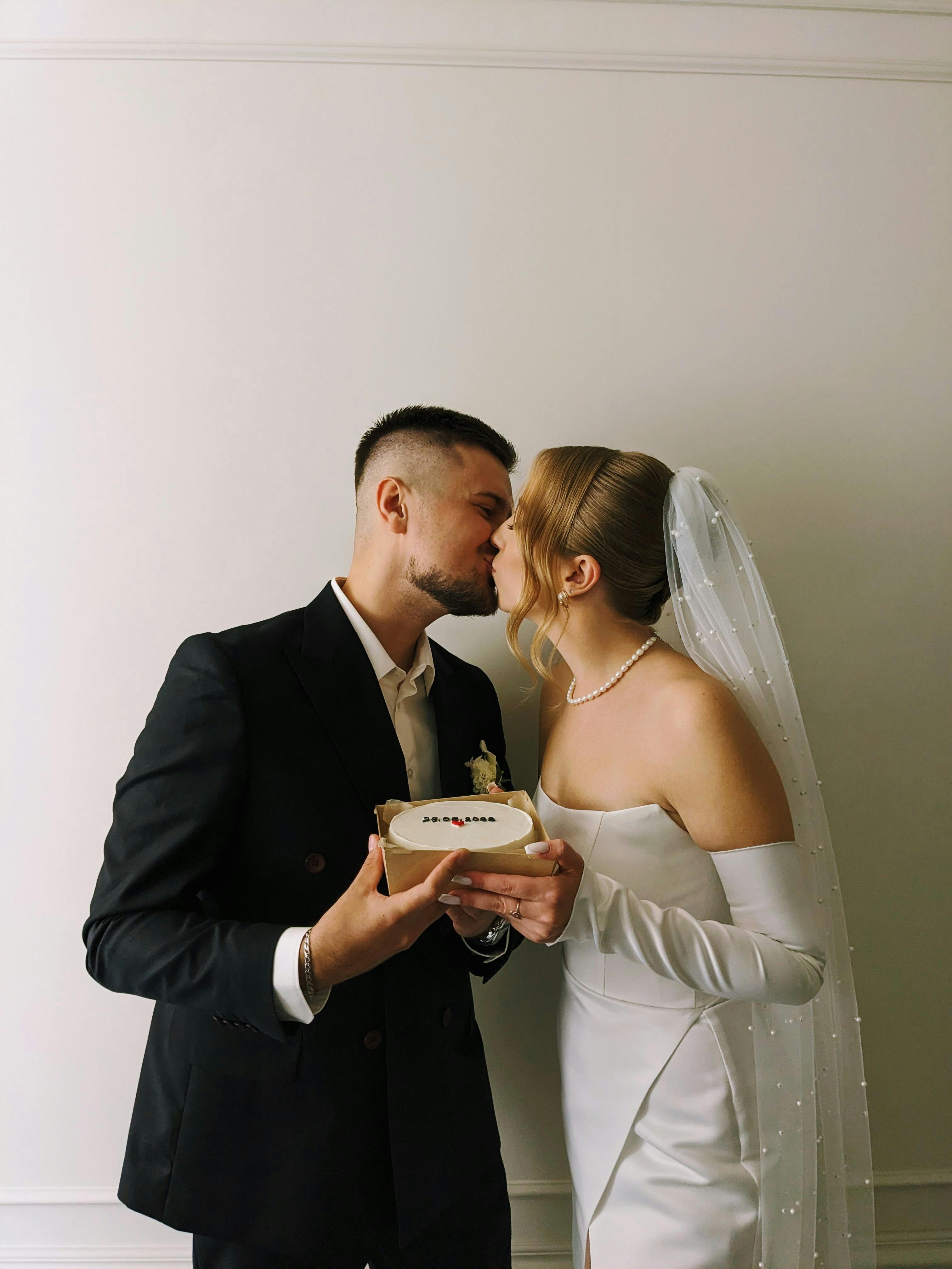 Marriage Rates Are Going Up While Divorce Rates Are Going Down ...