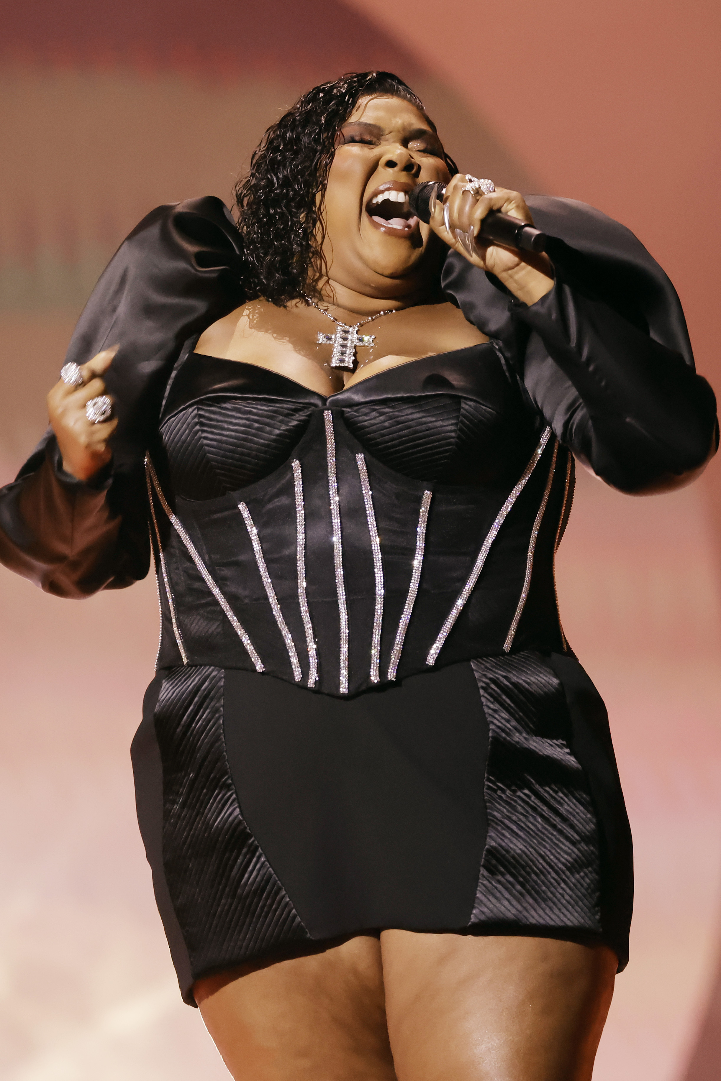 Lizzo “Quits”: Is The Era Of Fat Positivity Finally Over? | Evie Magazine