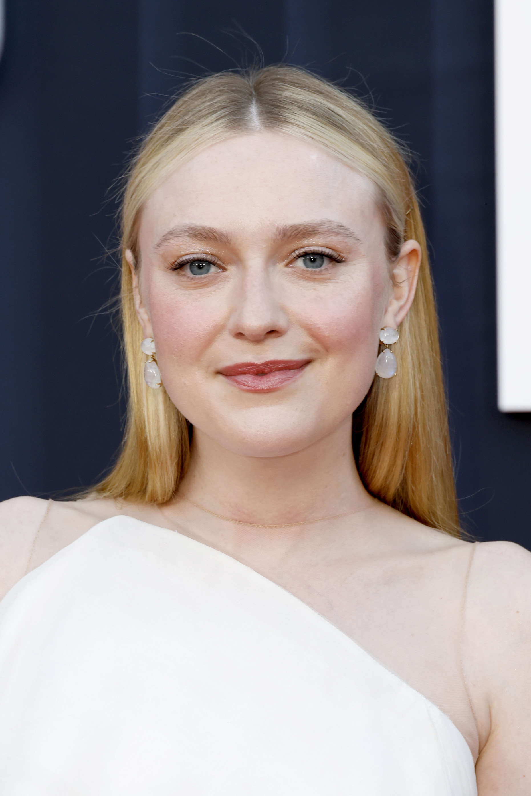 Dakota Fanning Says Being A Mom Is More Important To Her Than Being An ...