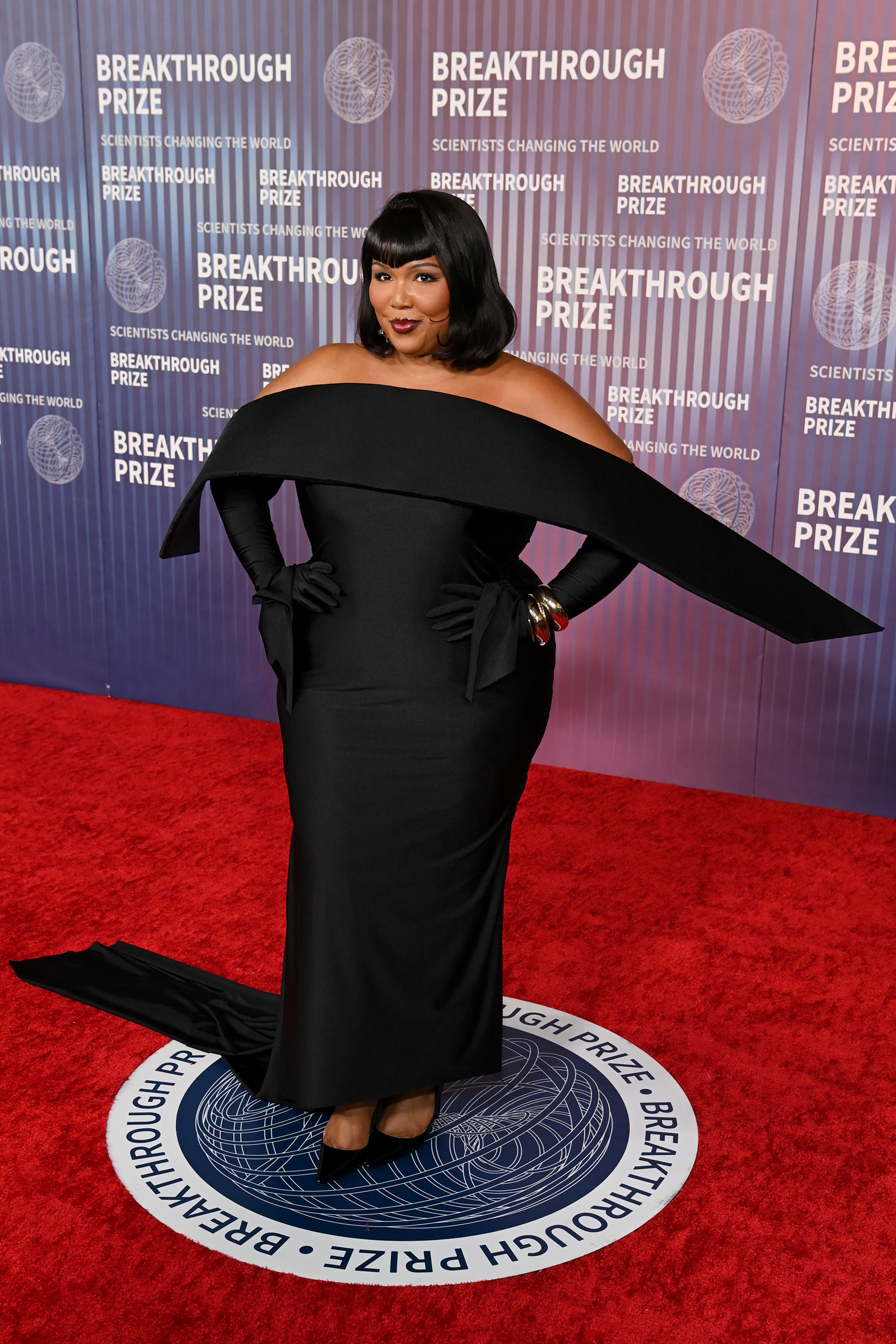 Lizzo Shows Off Weight Loss, Says Staying Active Has Made Her Happier ...