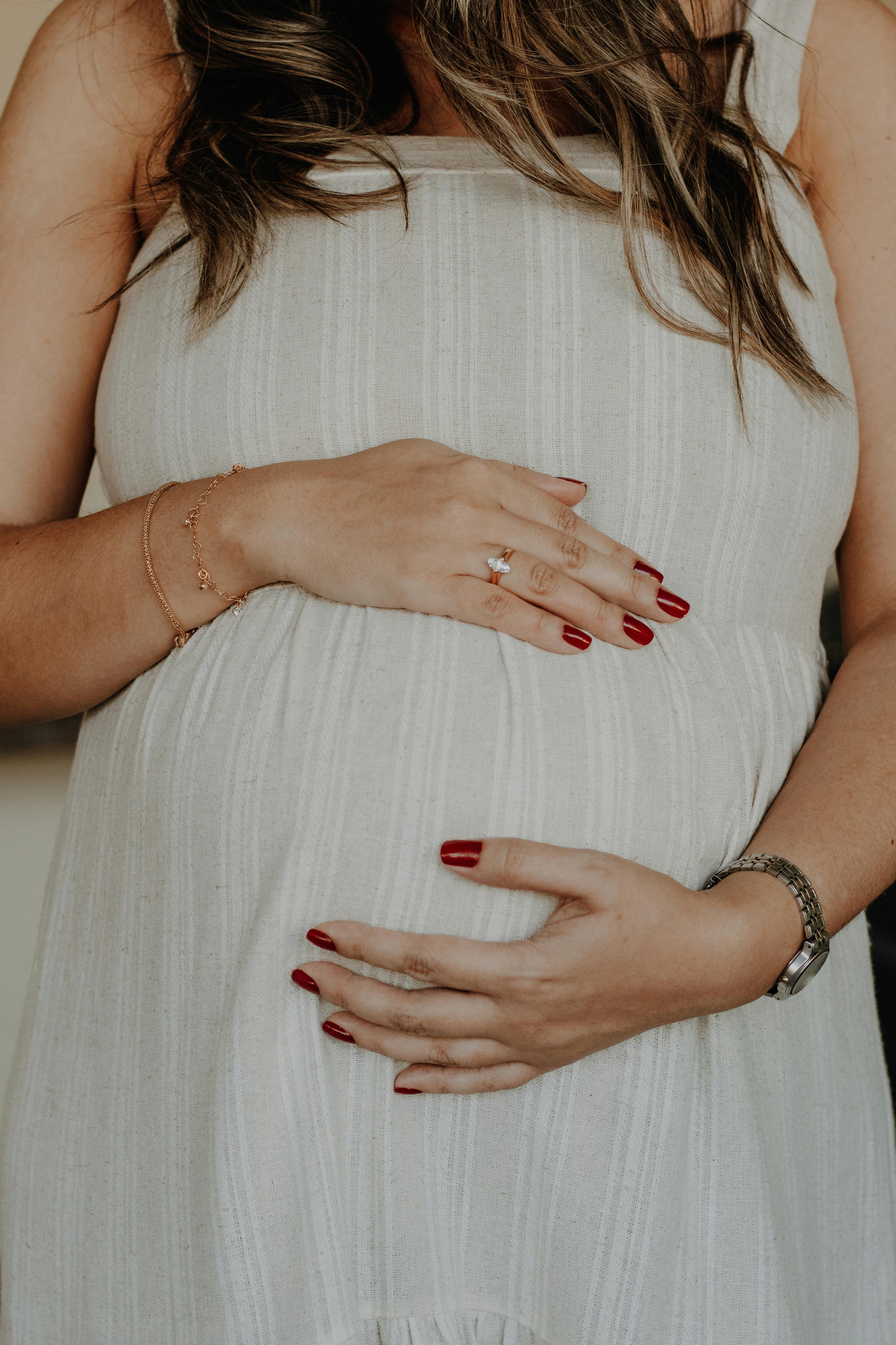 Harvard Doctor Says Antidepressants Tied To Miscarriage, Preterm Birth ...