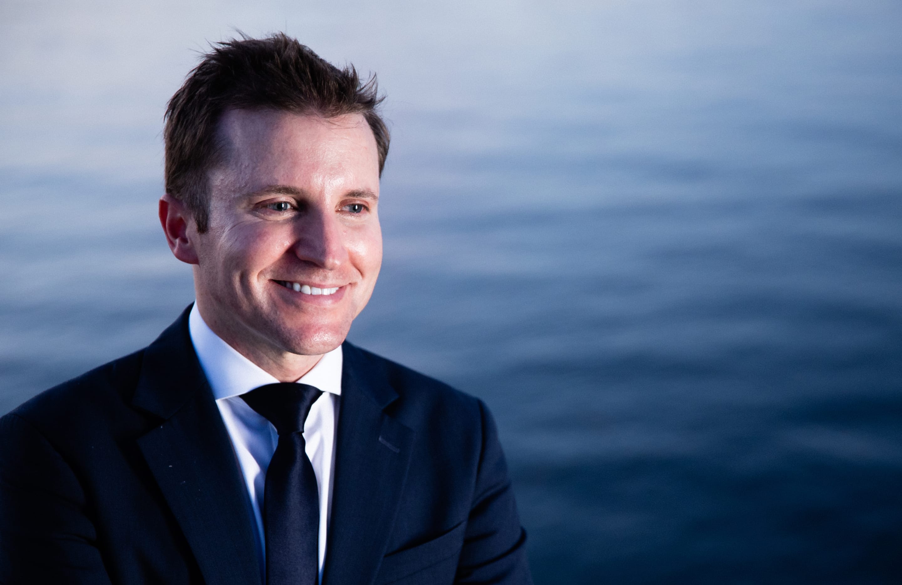 What Sets Dr. Edward H. Davidson Apart From Other Plastic Surgeons in ...