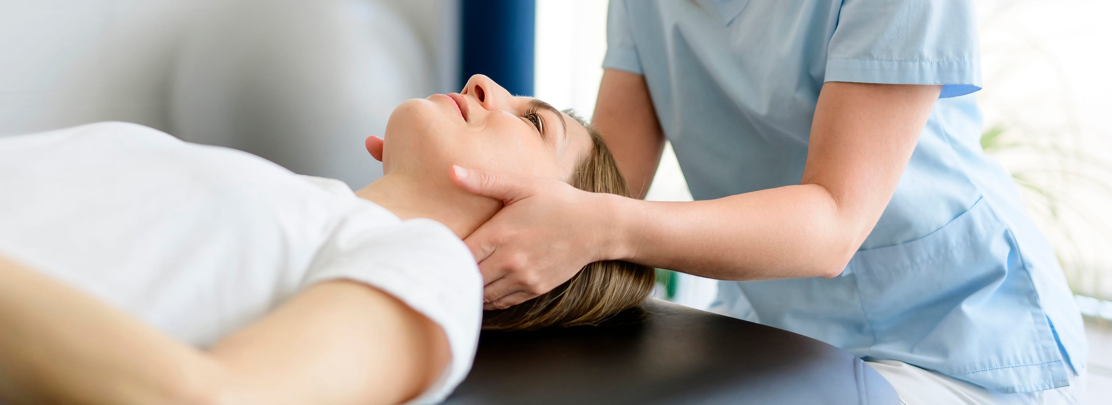 Chiropractic Adjustment | Freeform Chiropractic