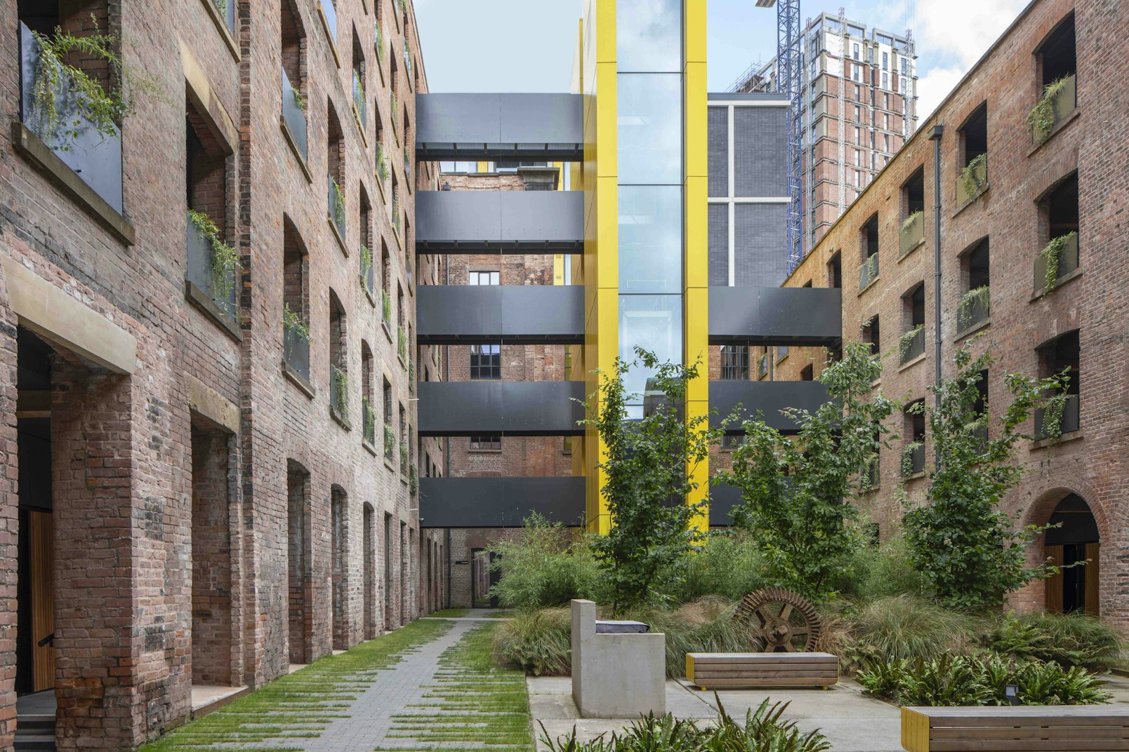 Homes to buy in Manchester & Cheshire | Böhm