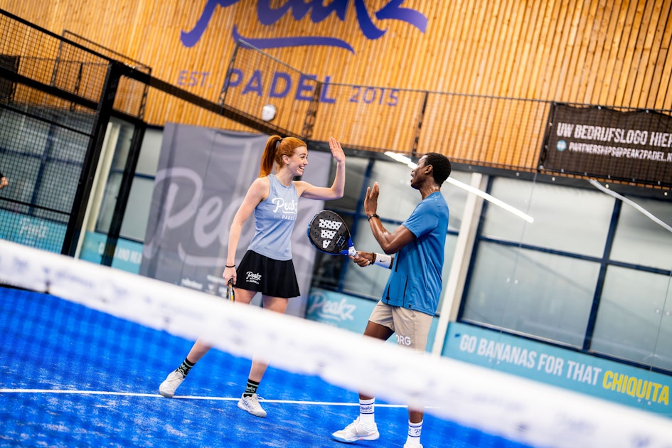 Peakz Padel: Padel in Utrecht bij Peakz Padel | Boek nu je baan