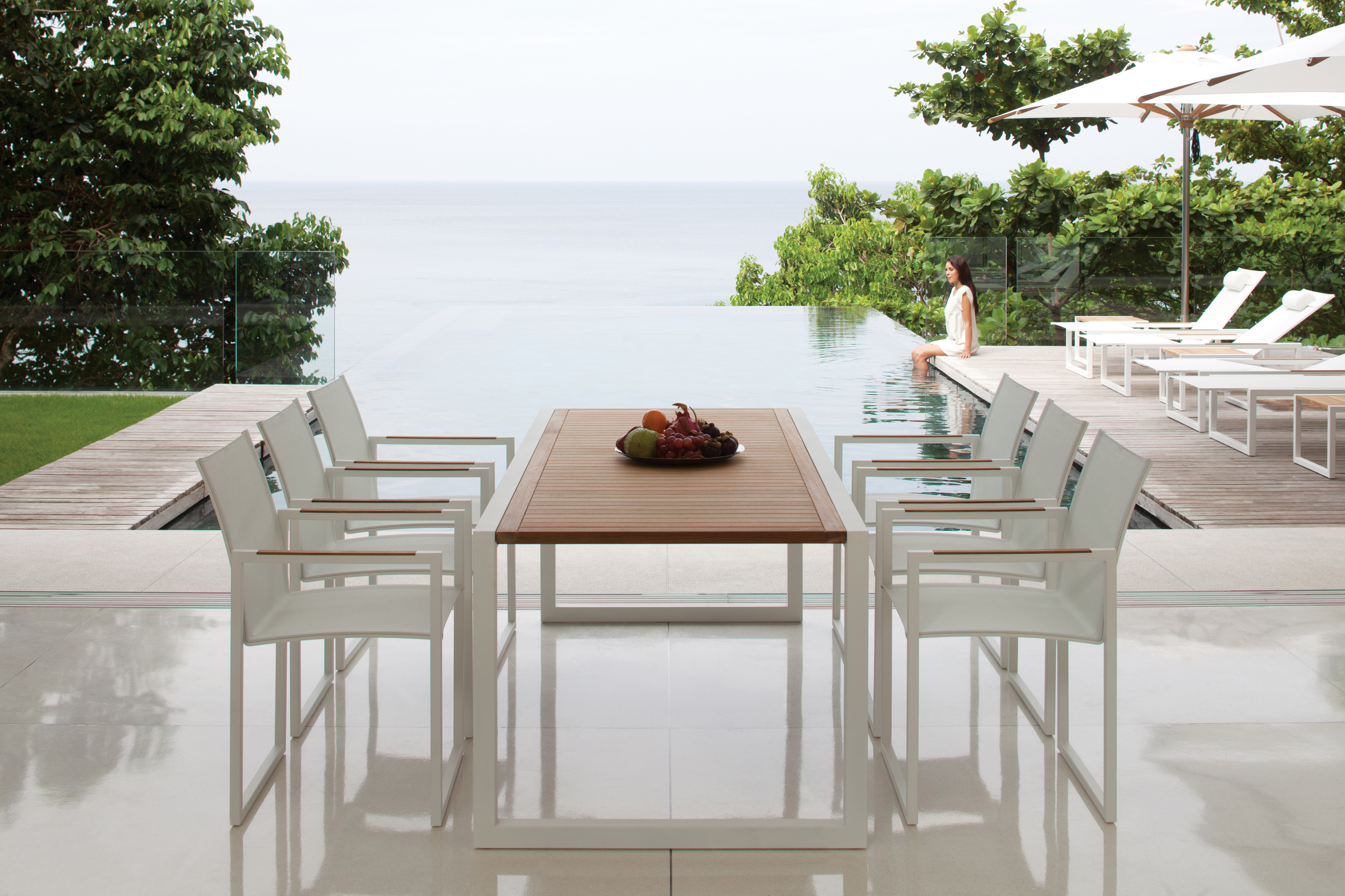 Ninix bar table 240x90cm | Royal Botania