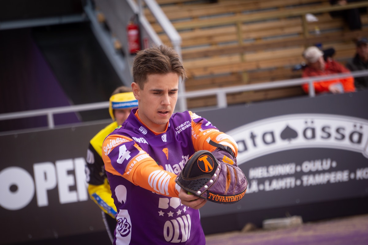 Aapo Komulainen pelaa uransa ensimmäisen miesten Itä-Länsi-ottelun Tampereella