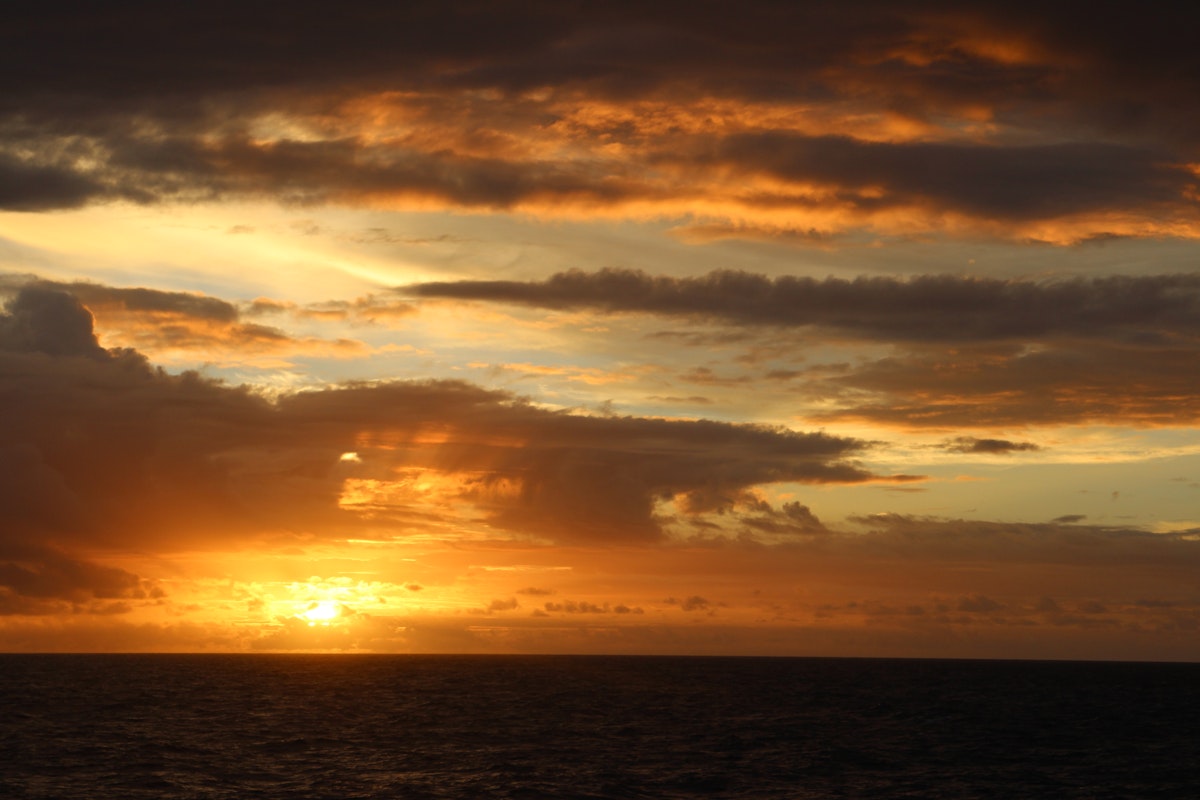 Sunrise viewed from JOIDES Resolution