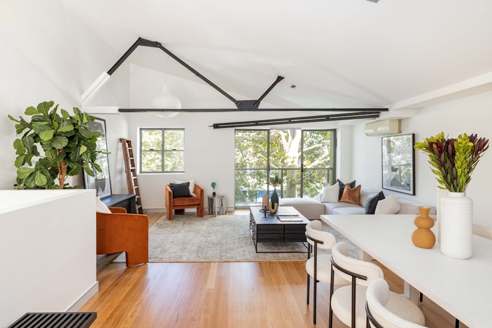 235 Cope Street, Waterloo NSW 2017 | BresicWhitney