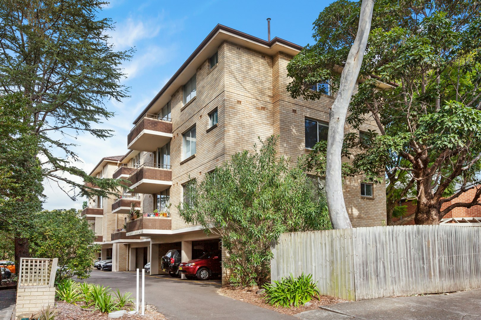 10 / 140 Ernest Street, Crows Nest NSW 2065 | BresicWhitney
