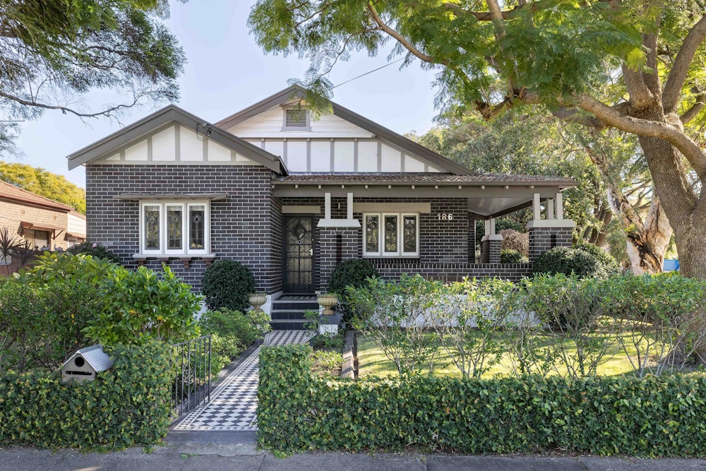 186 Hawthorne Parade, Haberfield NSW 2045 | BresicWhitney