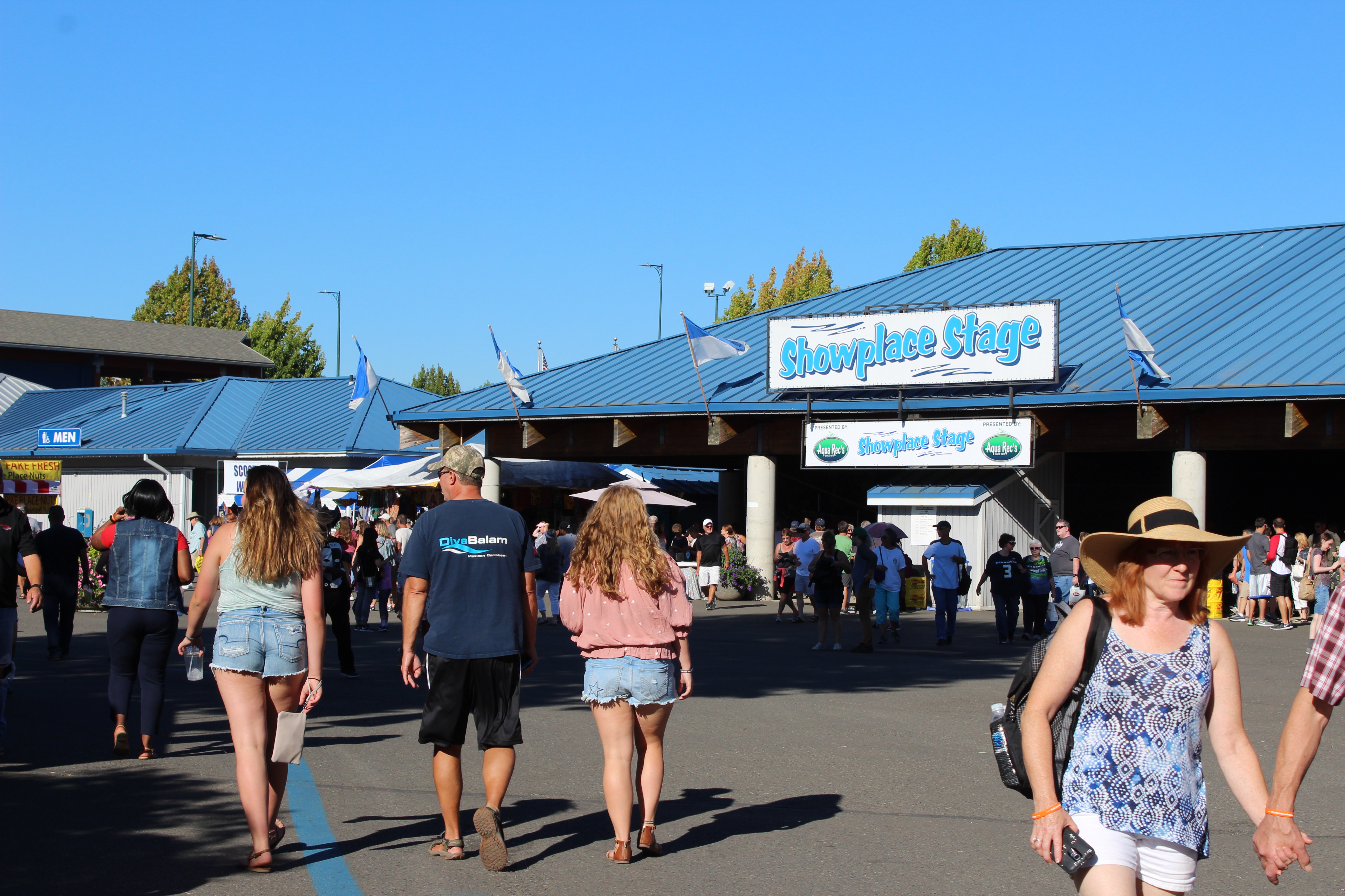 Showplace Stage - Community & Free Entertainment | Washington State ...