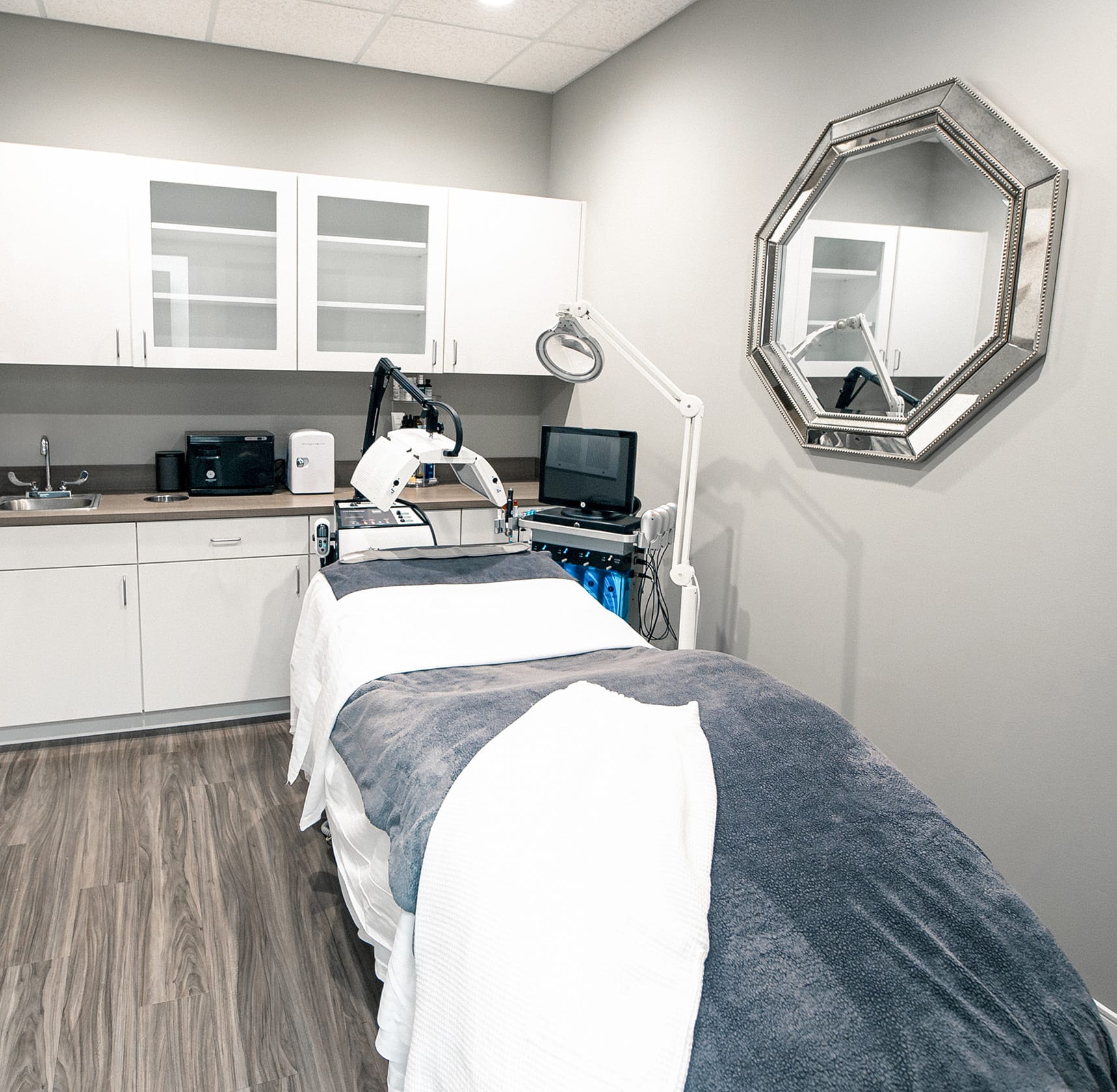 Our Surgical Facility | The Wise Center for Plastic Surgery