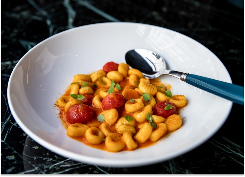 Mediterranean Restaurant in Milano | Fresh Flavors & Vibrant Atmosphere ...