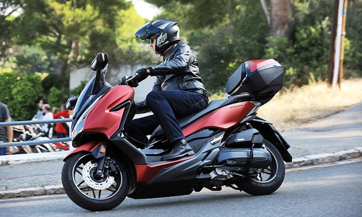 Honda Forza 125 (2018) | Review