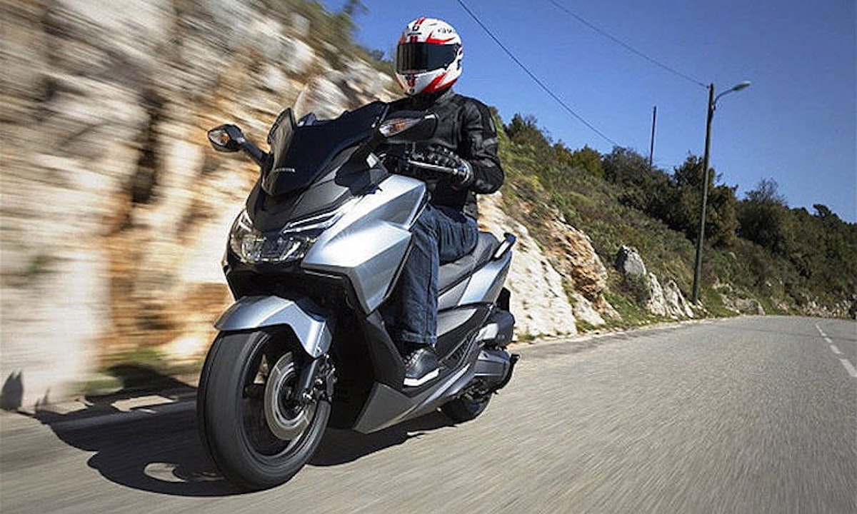 Honda Forza 125 (2015-2018): [ Review & Buying Guide ]