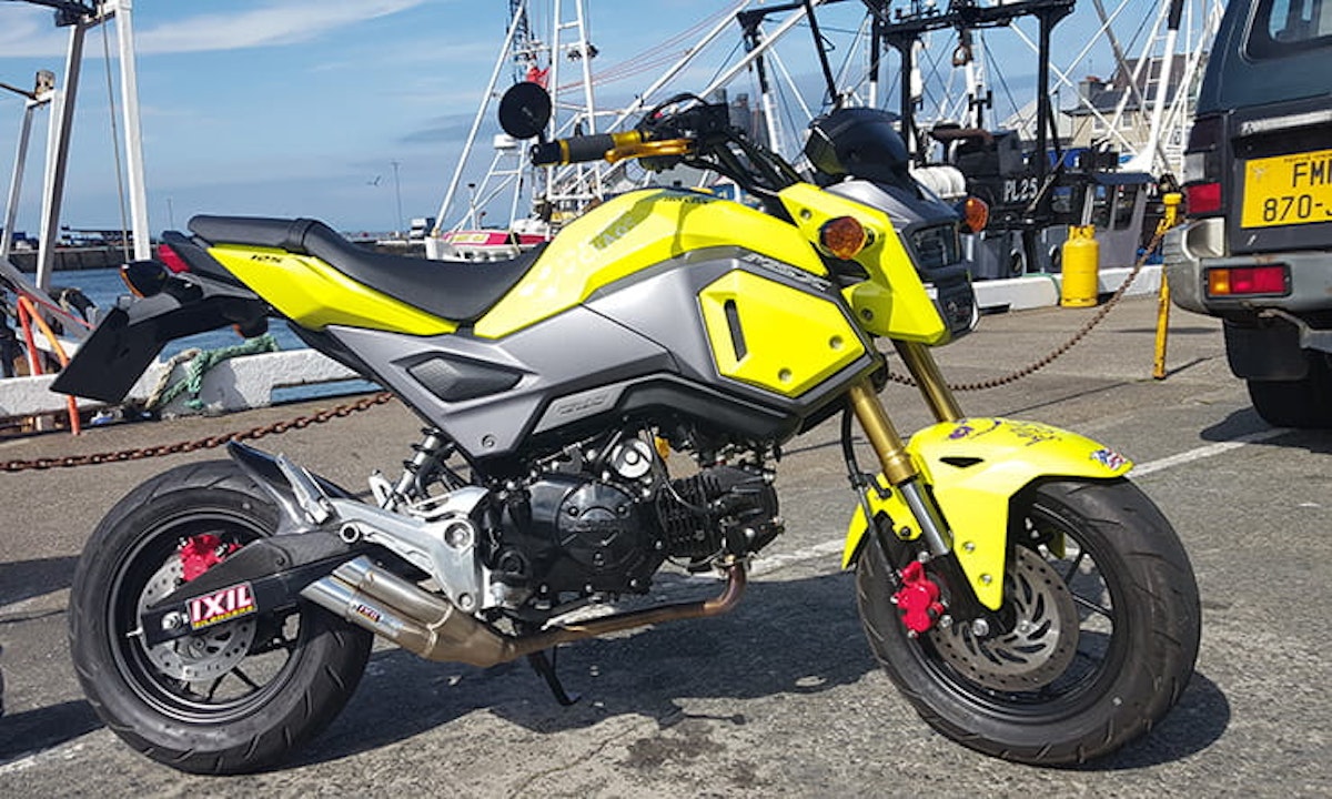 Honda MSX125 'Grom' (2017) -Review | Gary Leach, racer