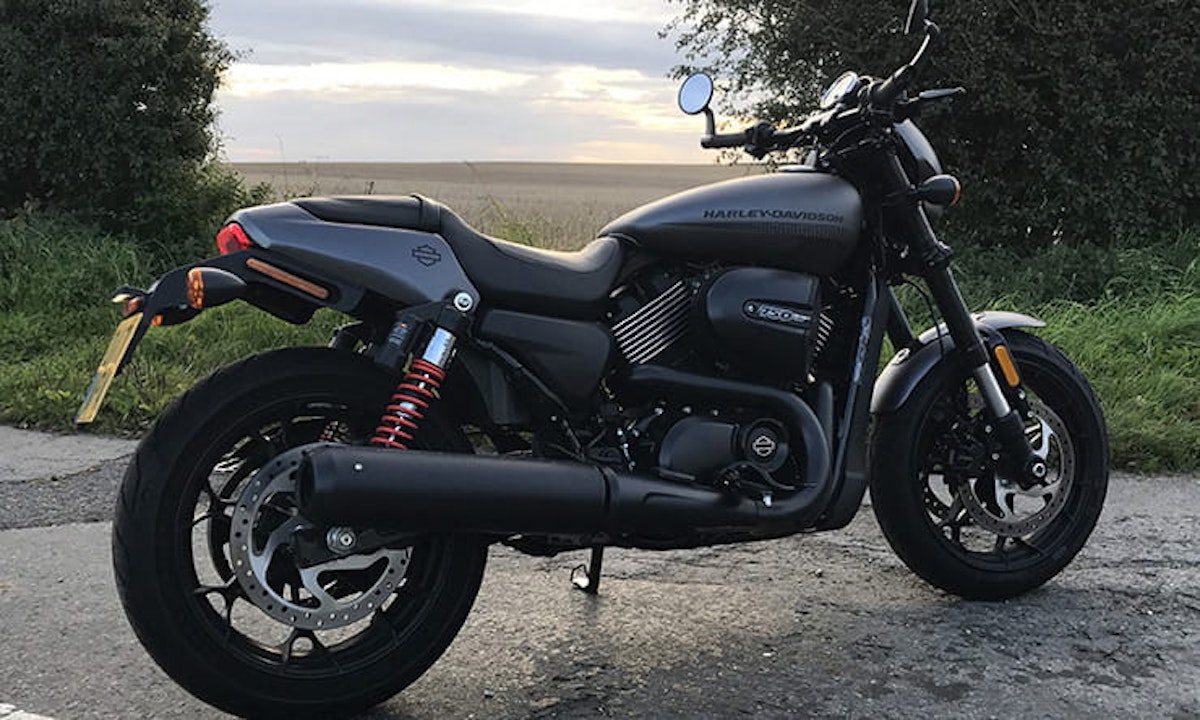 Harley-Davidson Street Rod (2017) | A Harley' vs Lincolnshire