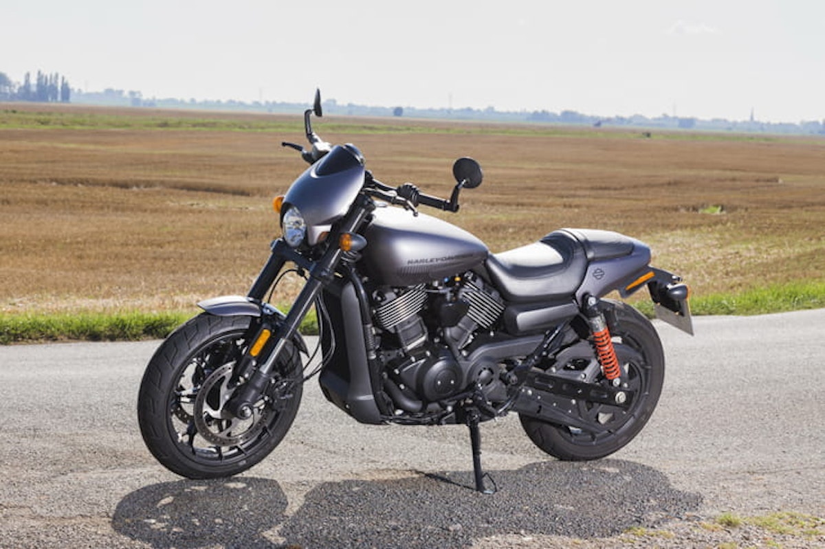 Harley-Davidson Street Rod (2017) | A 'Newbies' eye view