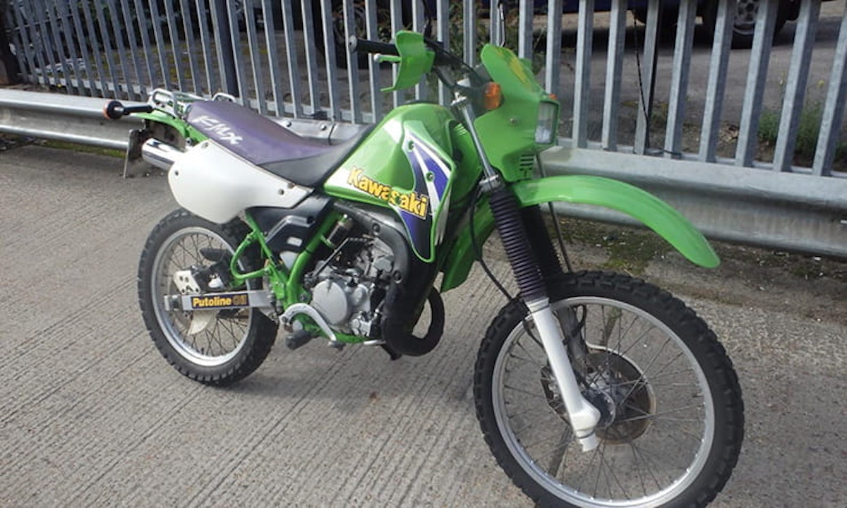 Kawasaki KMX125/KMX200 - Modern Classic Review & Buyers Guide