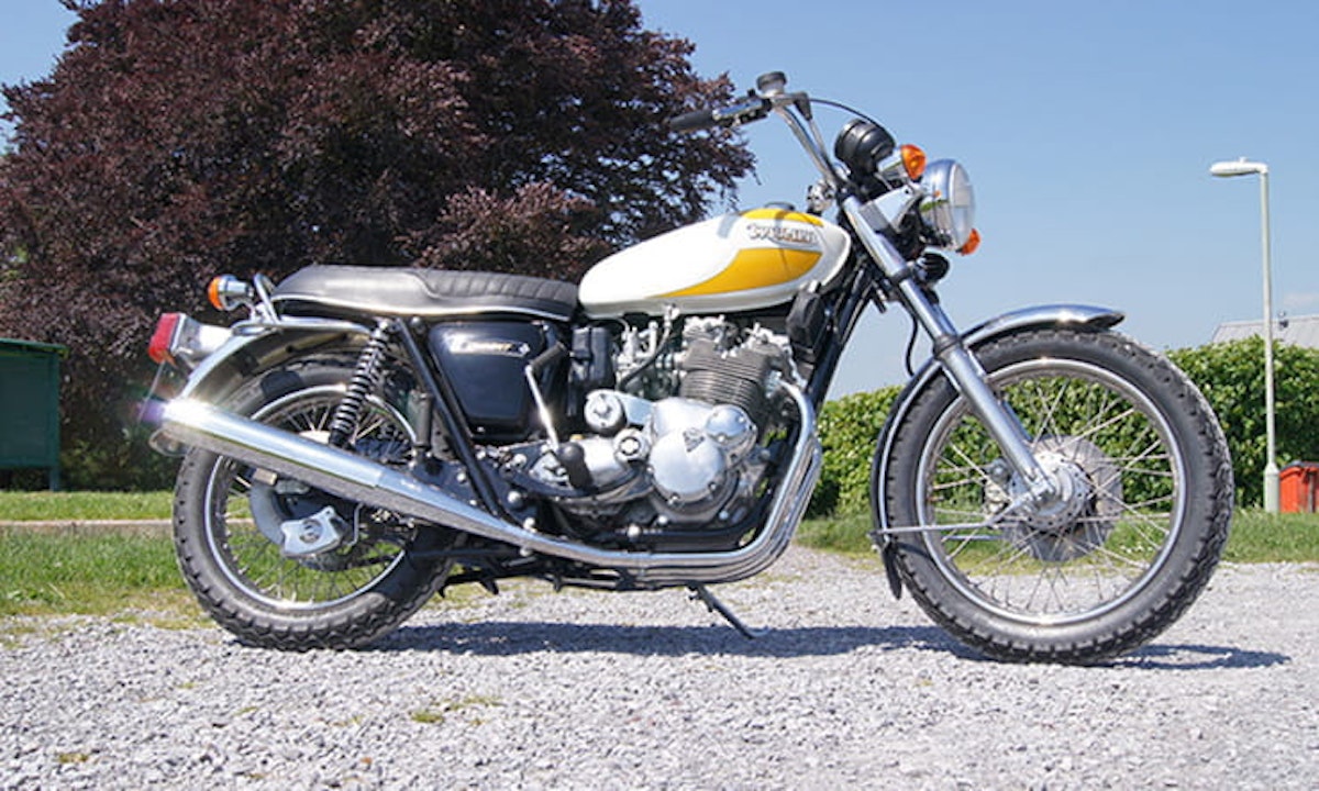 Triumph Trident T160 (1975) - Classic Review