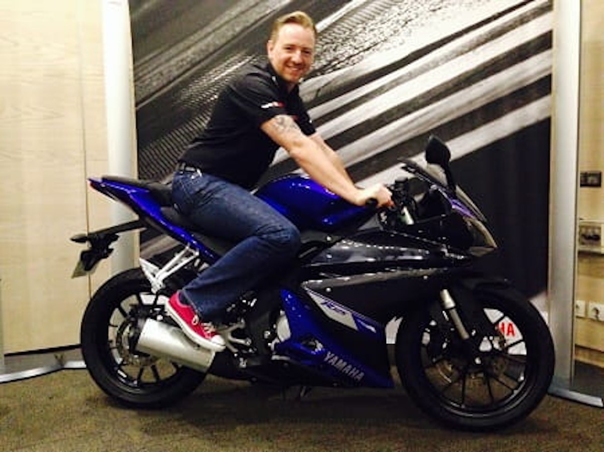 Yamaha MT-125 and YZF-R125 First Test!