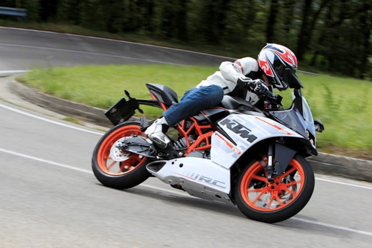 KTM RC390 (2014) - Review | A2 compliant sportsbike