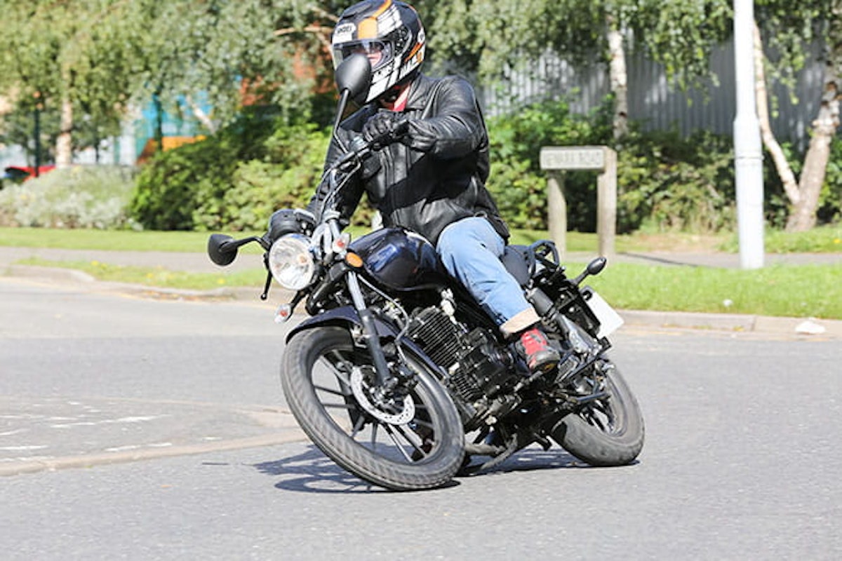 Lexmoto ZSB 125 (2016) - Road Test & Review