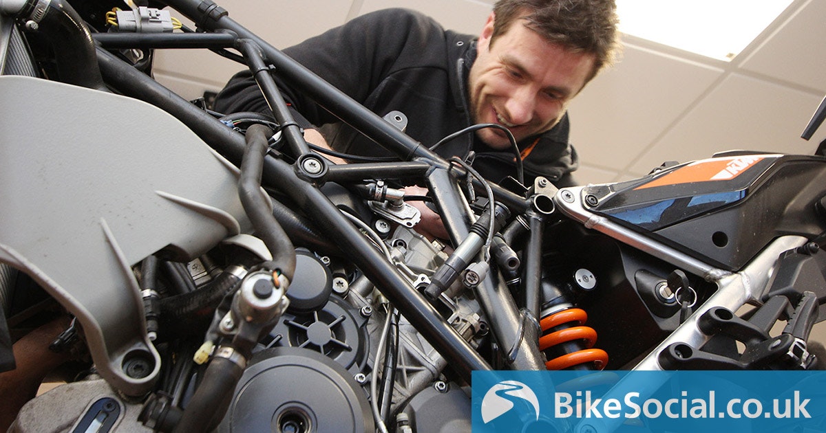 Motorcycle Maintenance | How to guides and advice