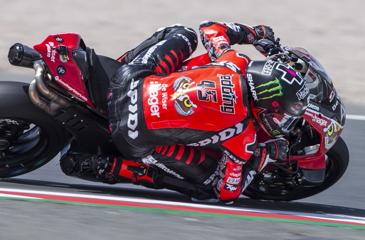 Increasing your lean angle | How far can a motorcycle lean?