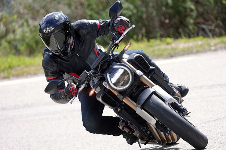 Better Riding: How far can I lean my motorcycle?