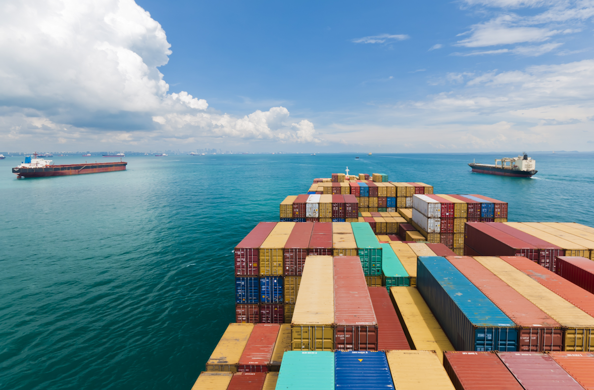 Route Planning for Different Ship Types and Speeds