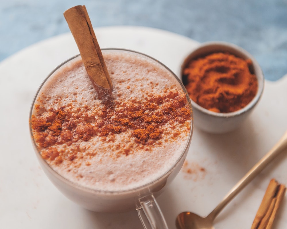 Cinnamon & Chilli Hot Chocolate Recipe Australia | Edlyn Foods